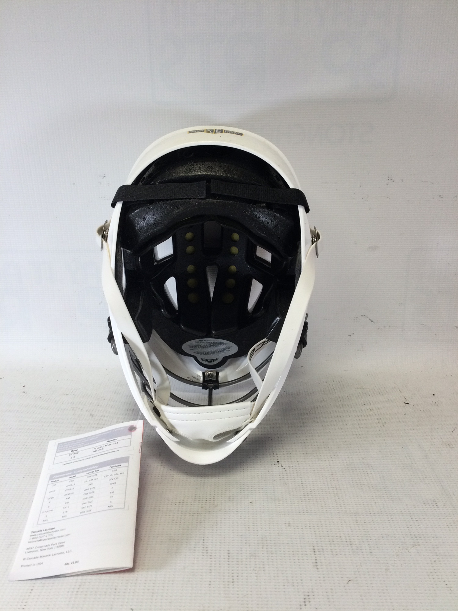 Cascade CS-R Youth Helmet | SidelineSwap