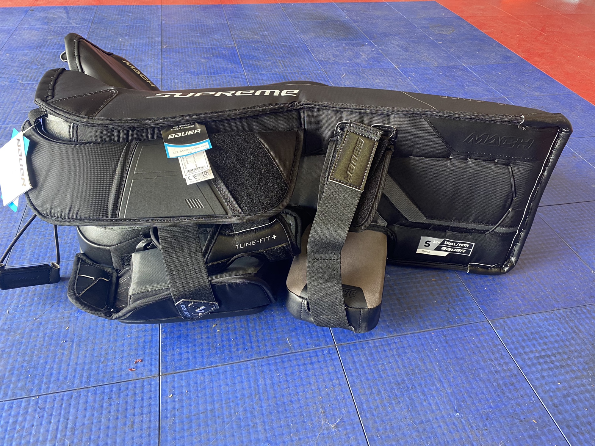 Bauer supreme mach goal leg pads | SidelineSwap