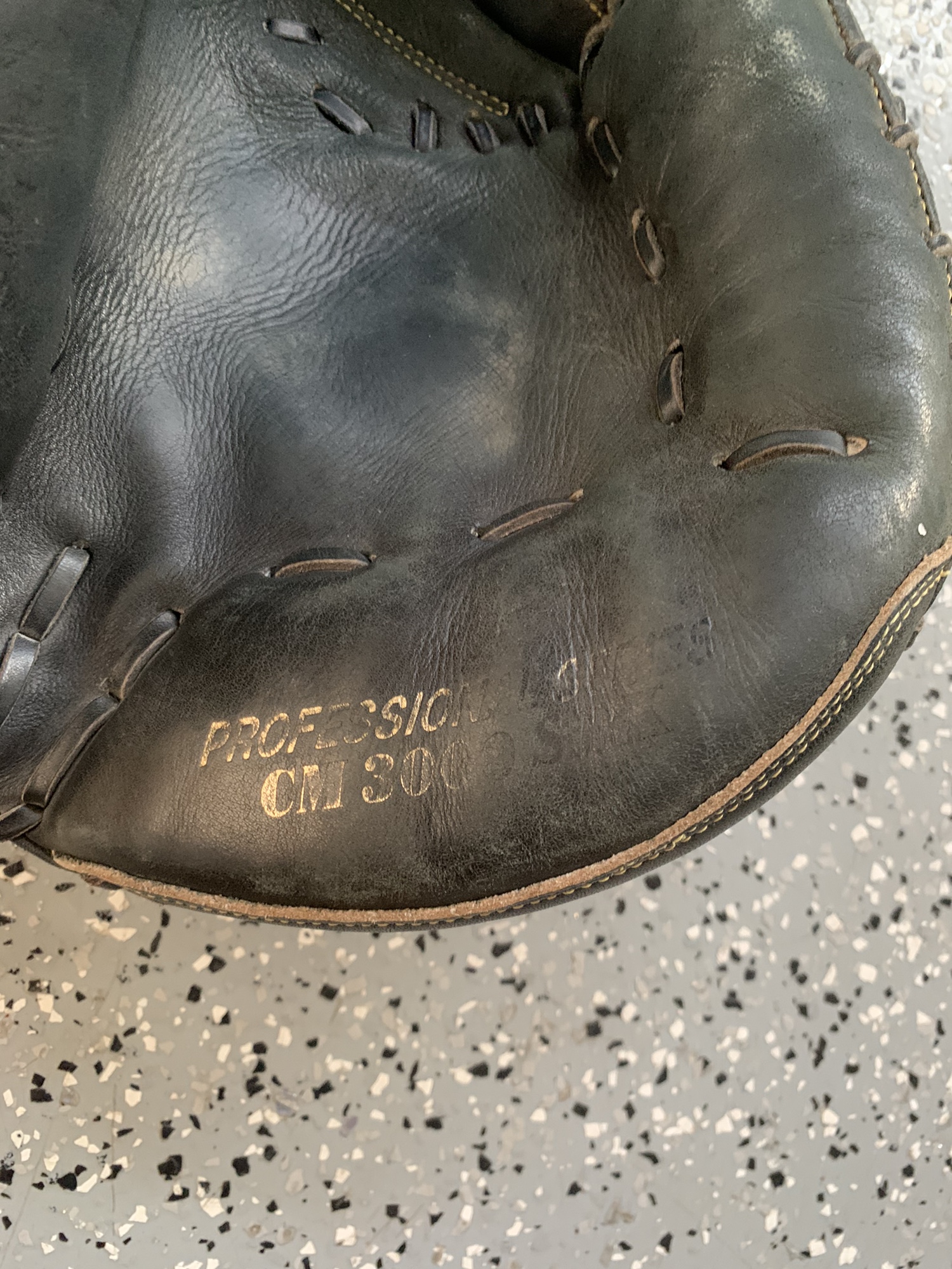 Used All Star Pro Elite 33.5” Catchers Mitt CM3000SBK | SidelineSwap