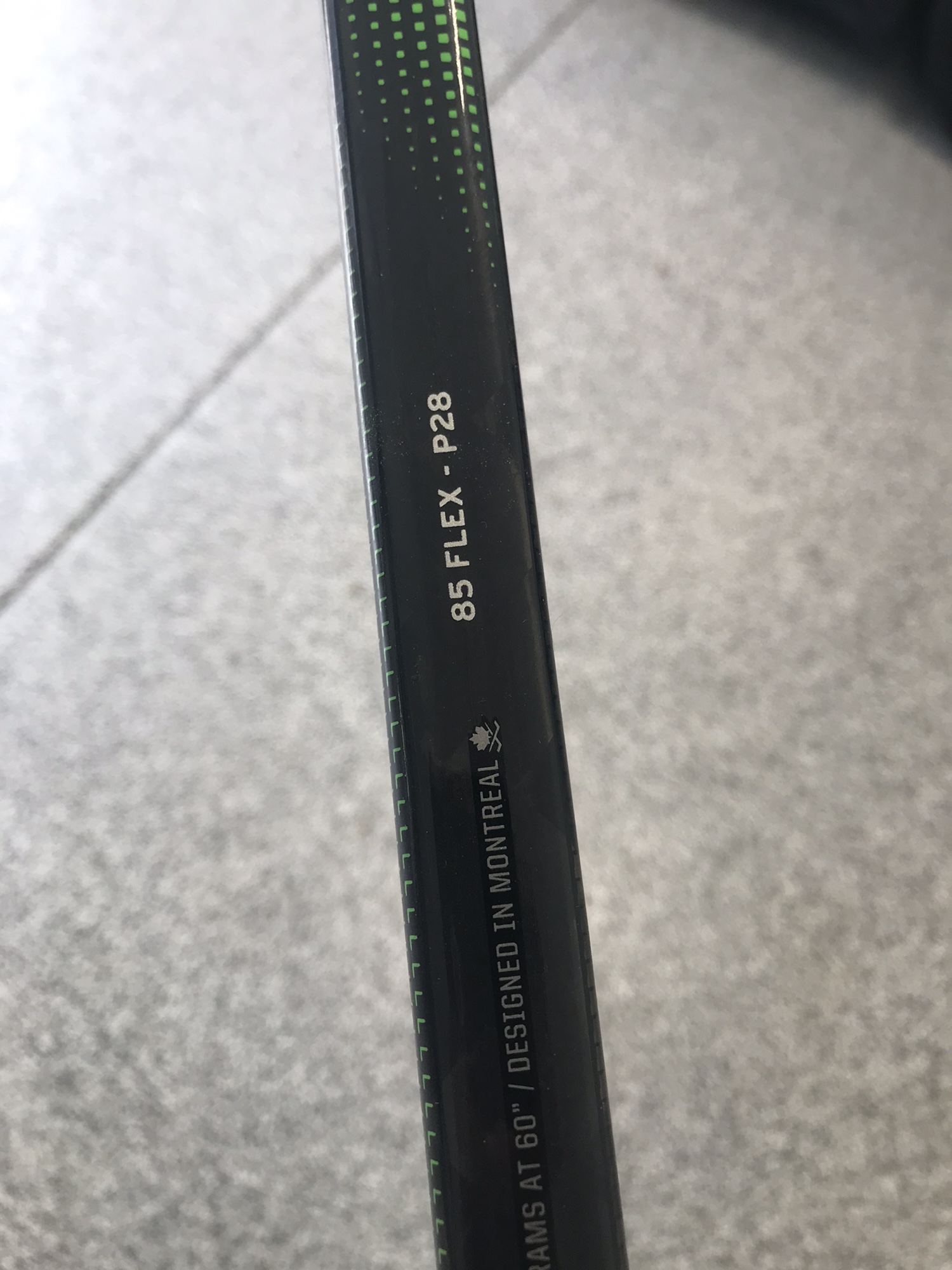 CCM Ribcore Trigger 5 Grip Right Sr. P28 85 Flex Standard Length ...