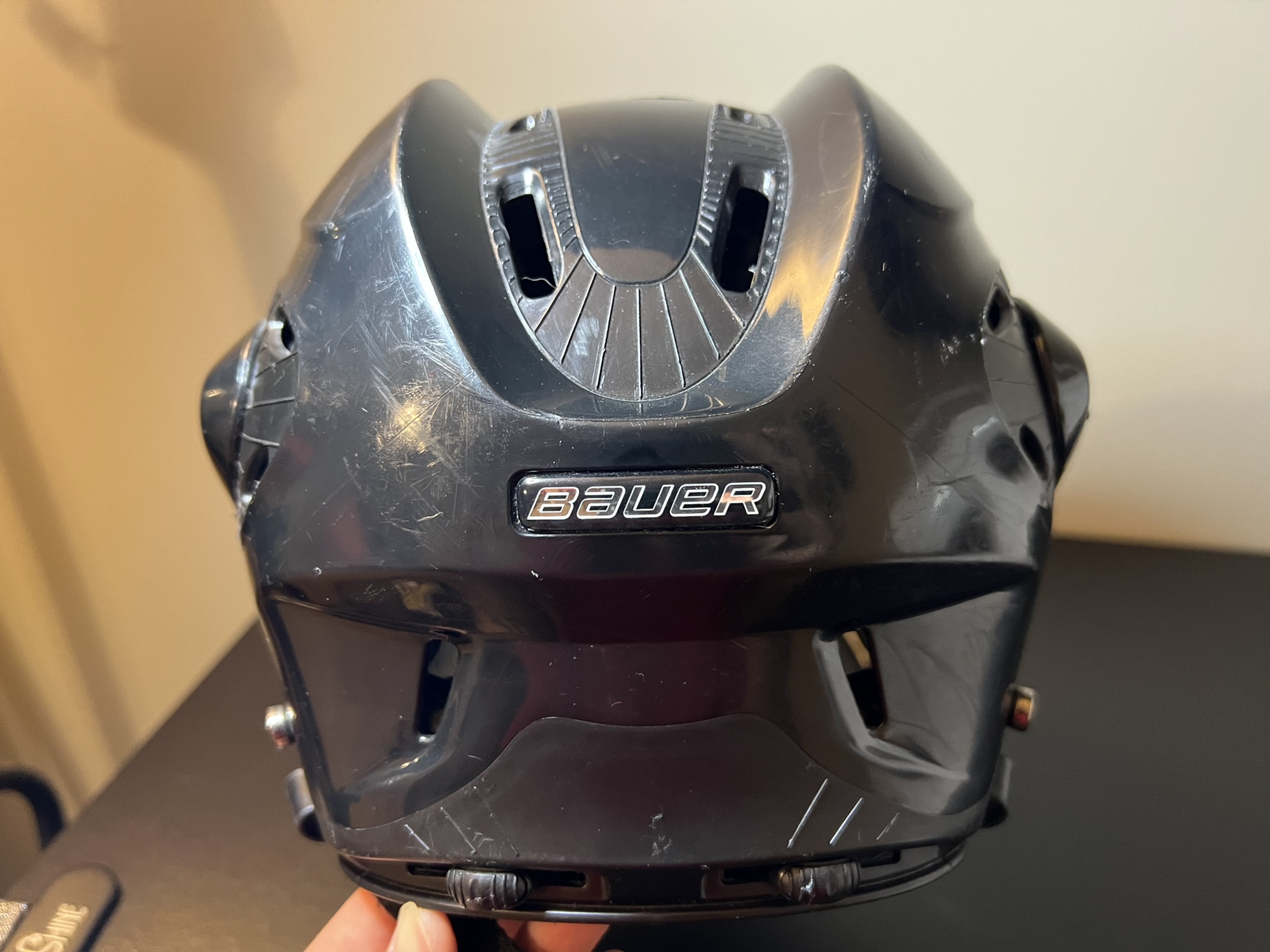 Bauer 9900 Helmet Medium with cage | SidelineSwap