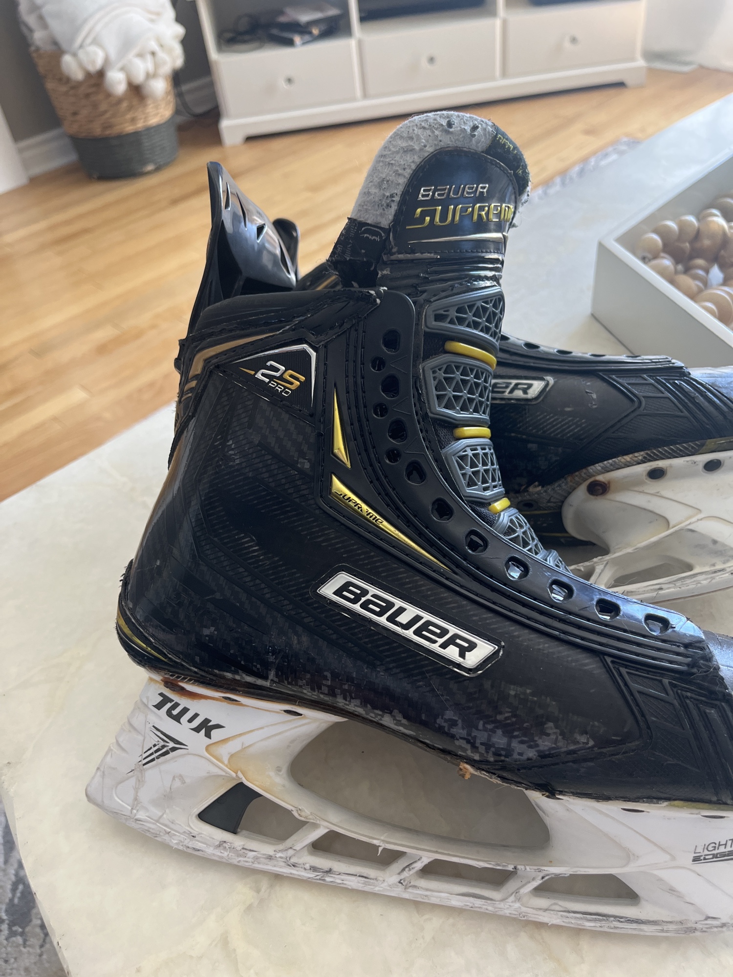 2S PRO Bauer Supreme 8D Used Skates 2S Pro Hockey Skates | SidelineSwap