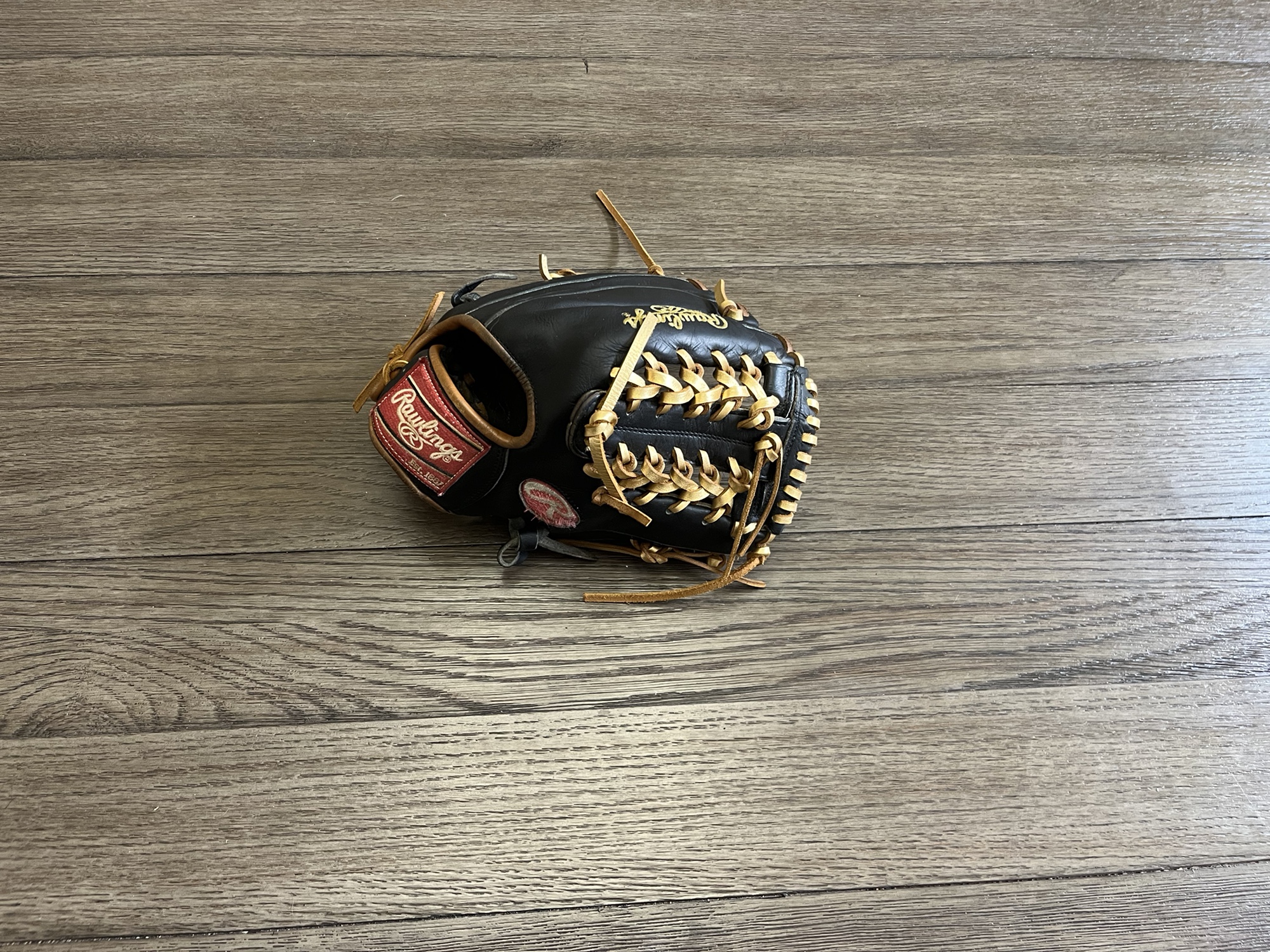 Rawlings Heart of the Hide 11.5” Trapeze | SidelineSwap