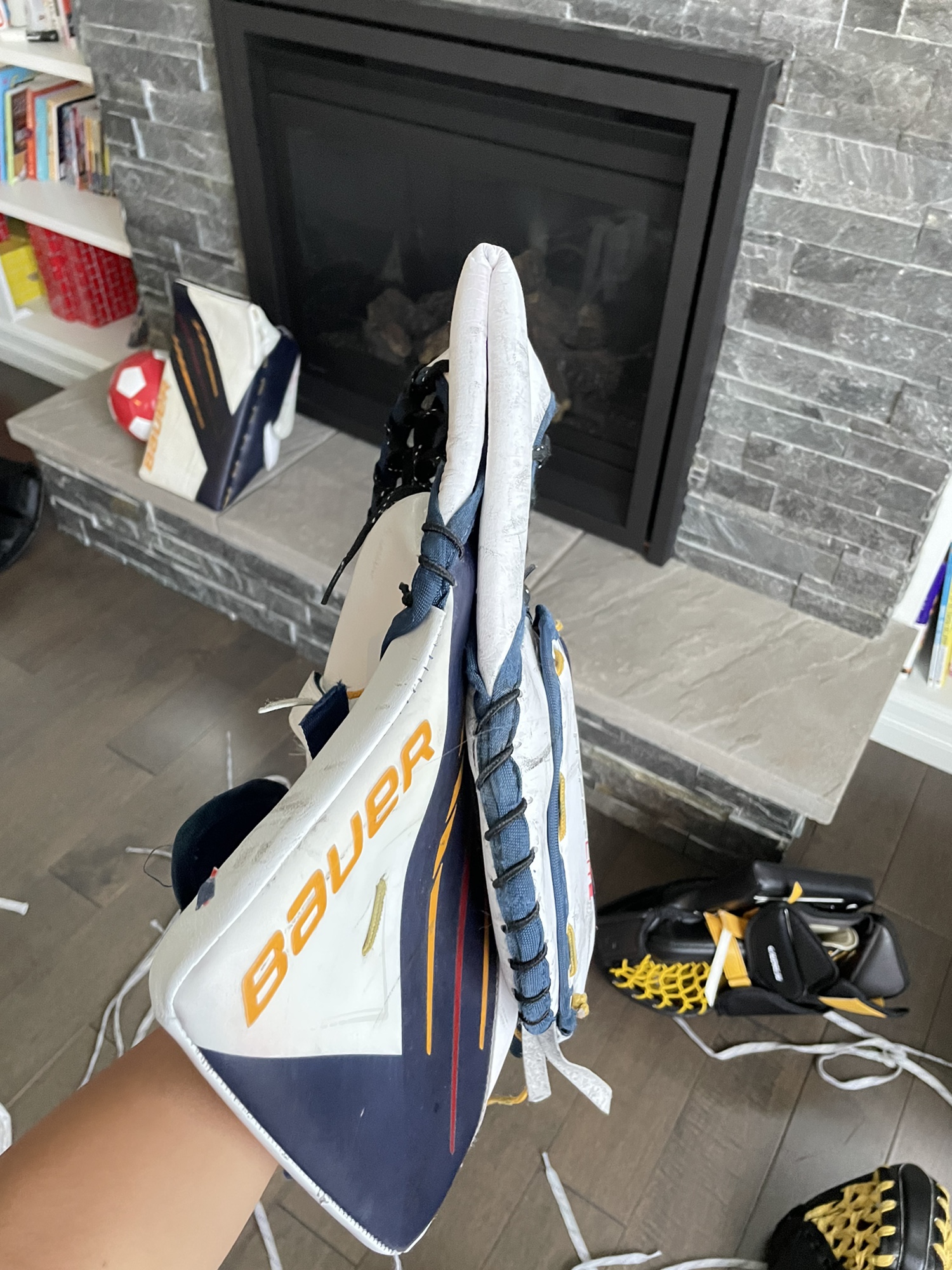 Bauer Pro Stock Hyperlite/2x Pro Goalie Full Set | SidelineSwap