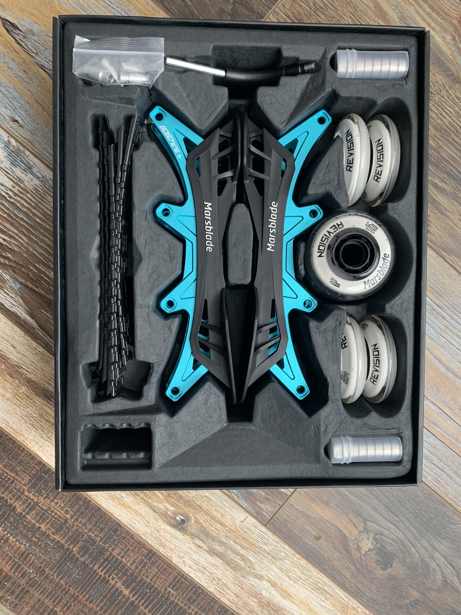 New Marsblade R1 Chasis Full Kit (Medium 6-8.5) | SidelineSwap