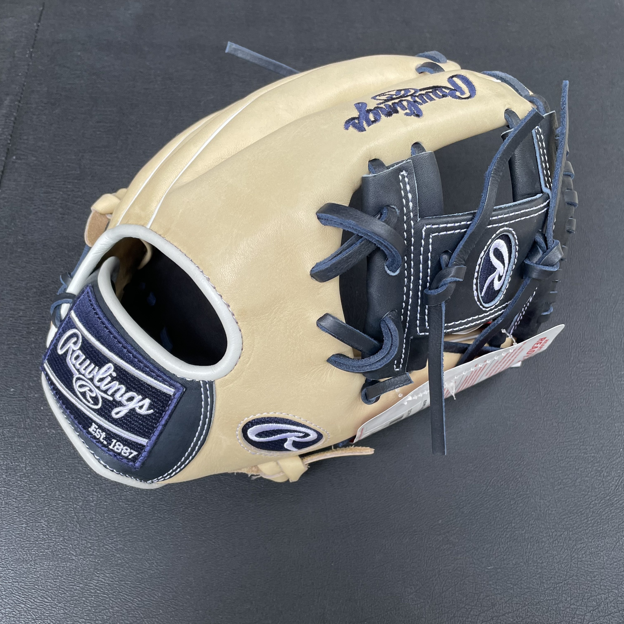 New Rawlings Heart of the Hide R2G 11.5" baseball glove - PROR204-2CNW ...