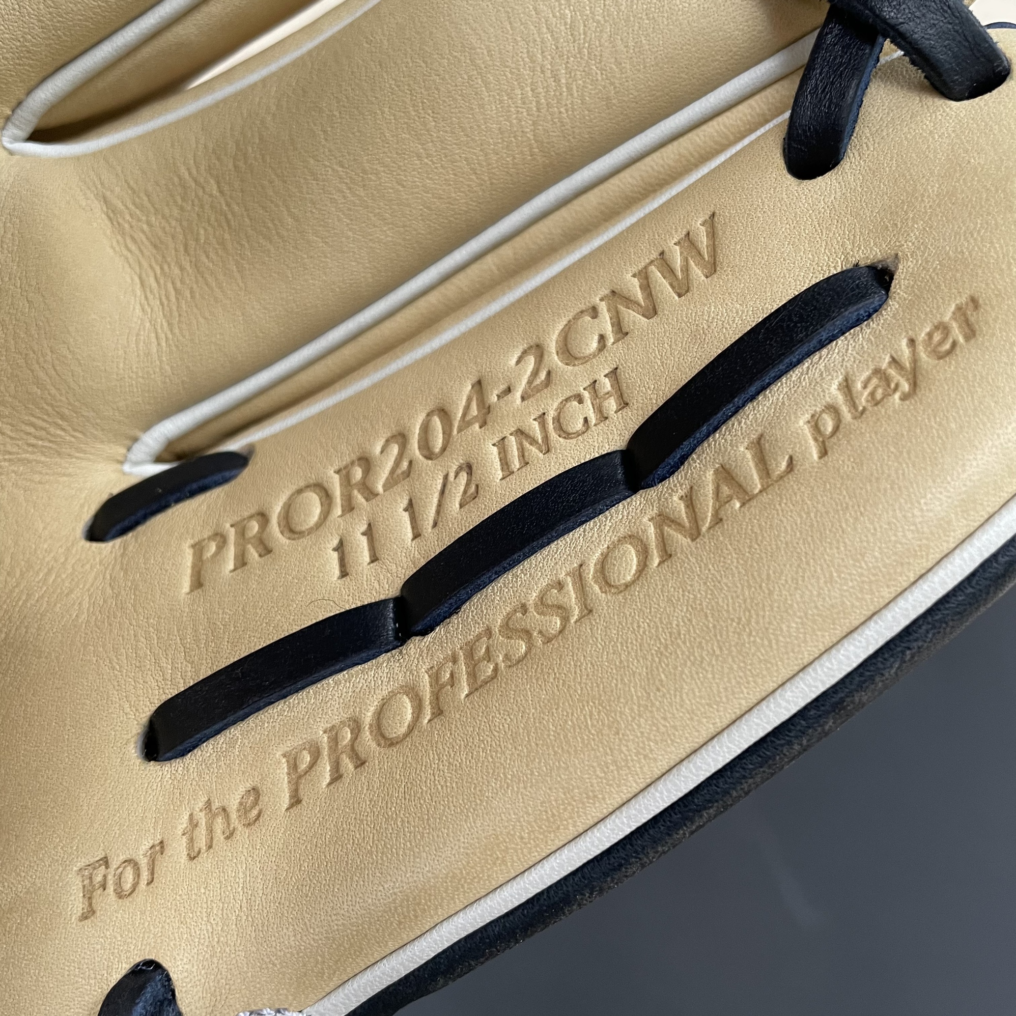 New Rawlings Heart of the Hide R2G 11.5" baseball glove - PROR204-2CNW ...