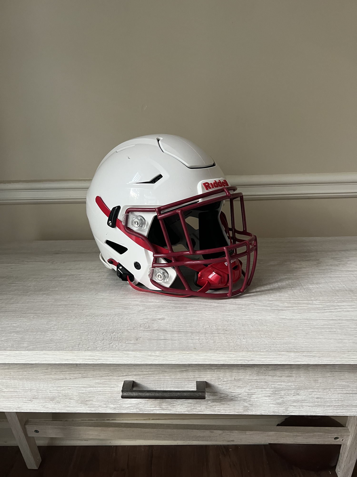 BRAND NEW- Football Helmet- Riddell Diamond Speedflex | SidelineSwap