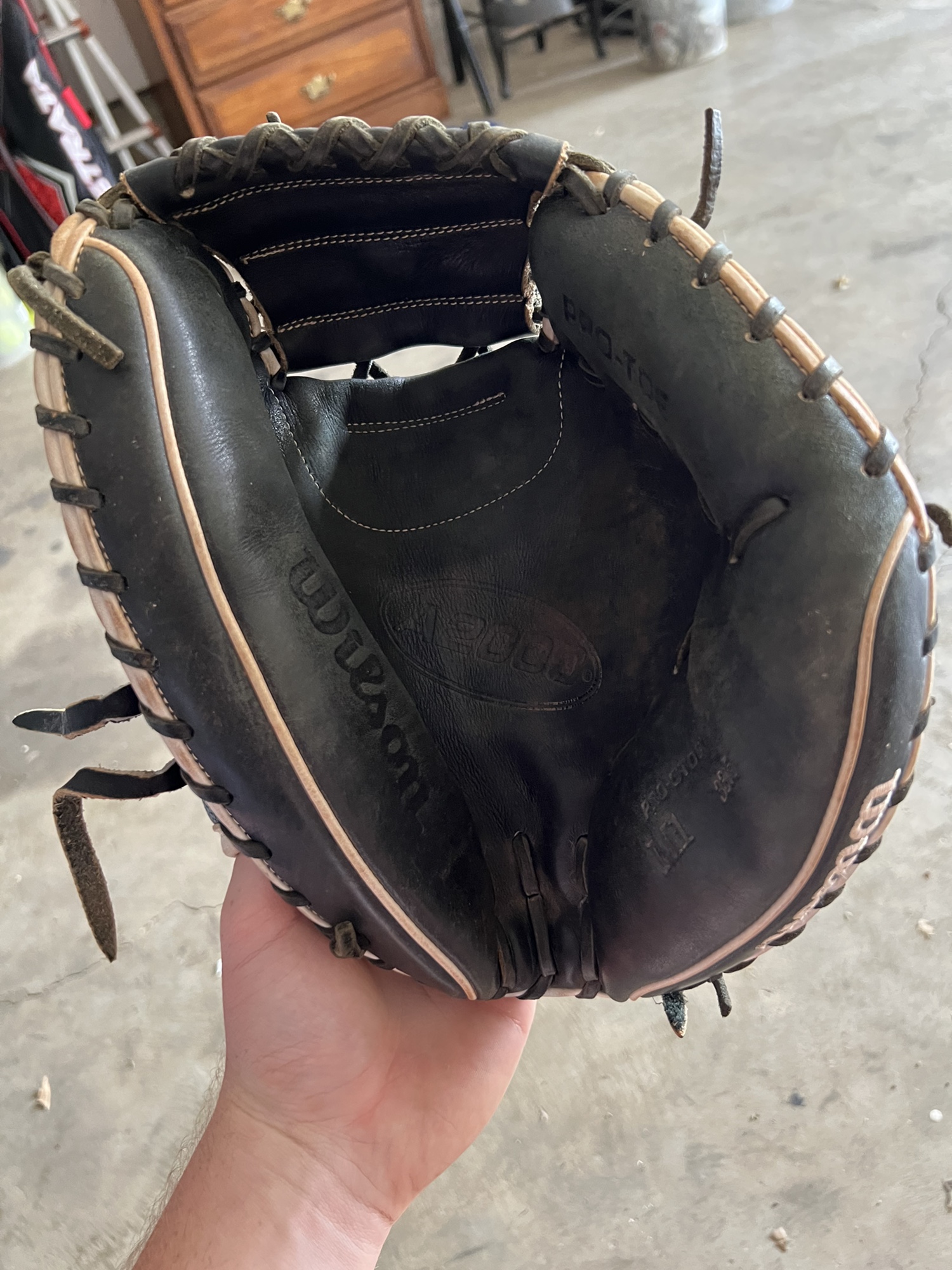 Wilson M1 A2000 33.5 Catchers Mitt | SidelineSwap