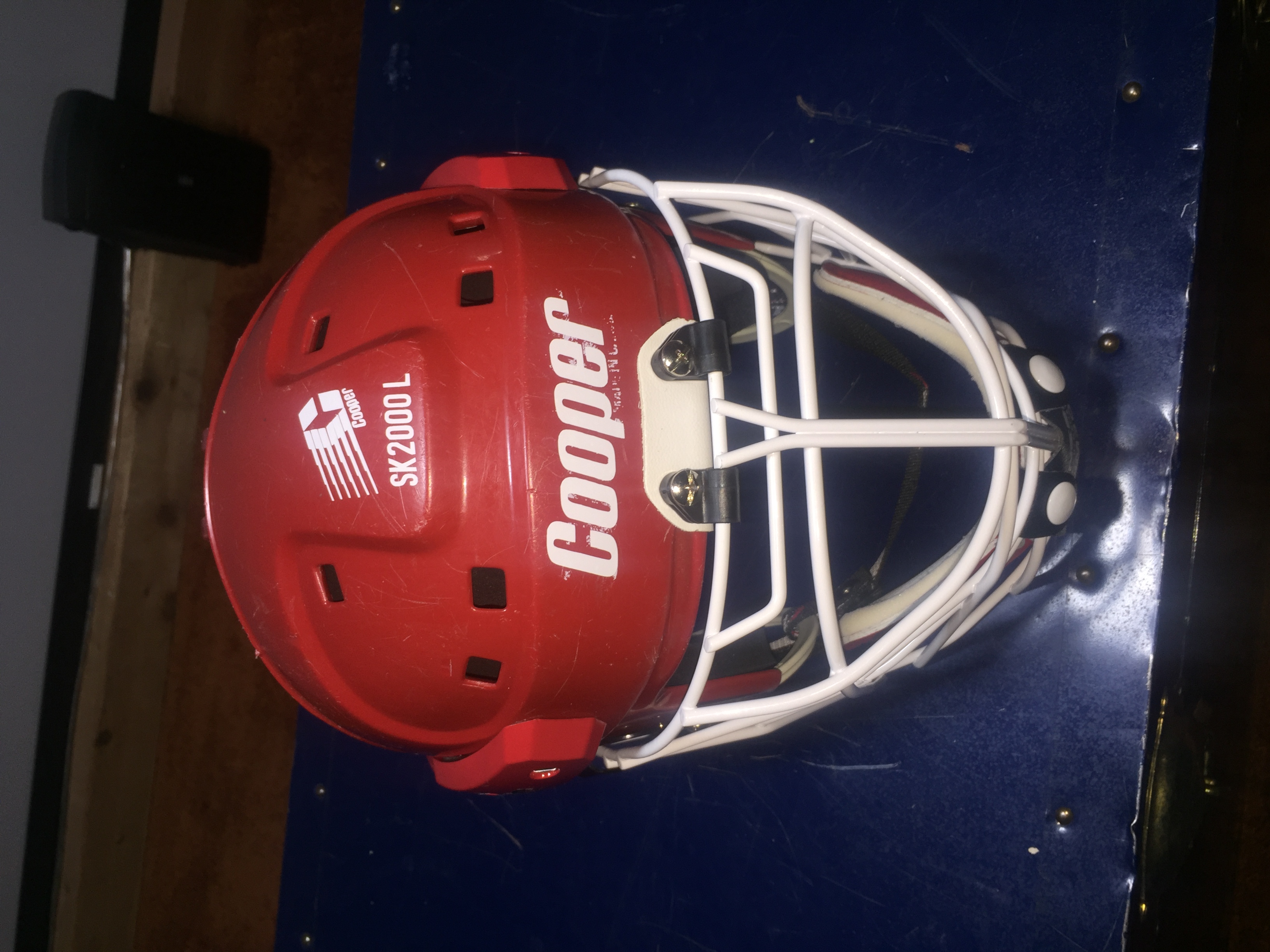 Red Senior Used Refurbished Cooper SK 2000 L Goalie Mask Pro Stock ...