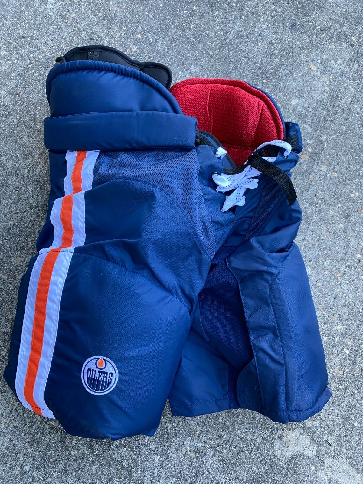 BUNDLE CCM HP45X Pro Stock Hockey Pants Canucks & Oilers 6008 ...