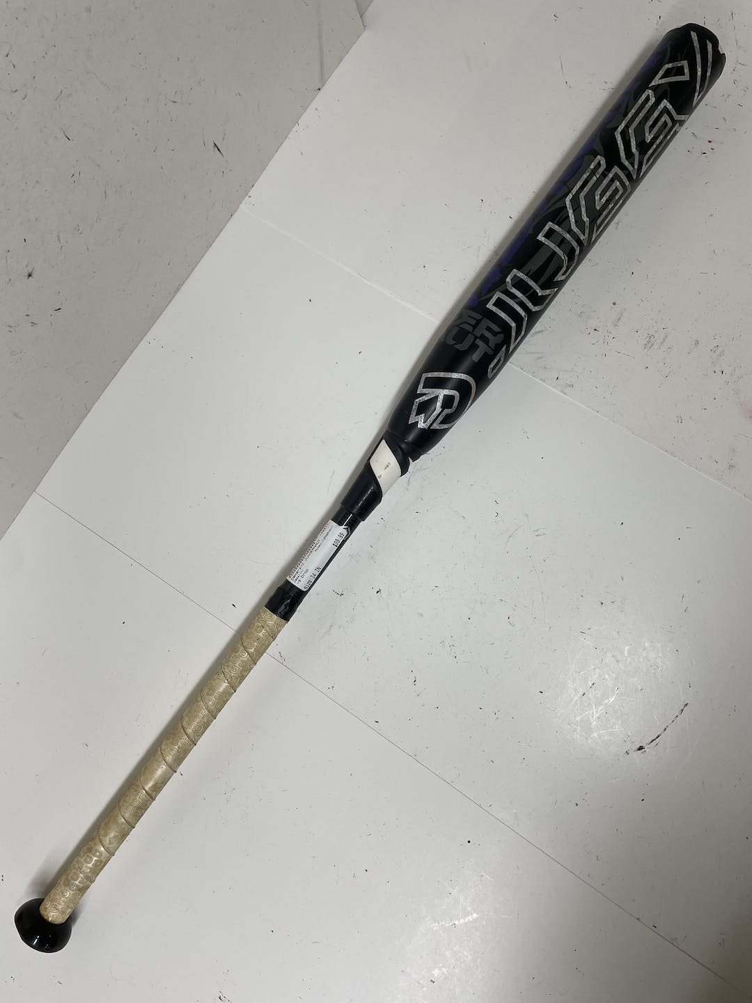 Used Demarini Juggernaut 34" -9 Drop Slowpitch Bats | SidelineSwap