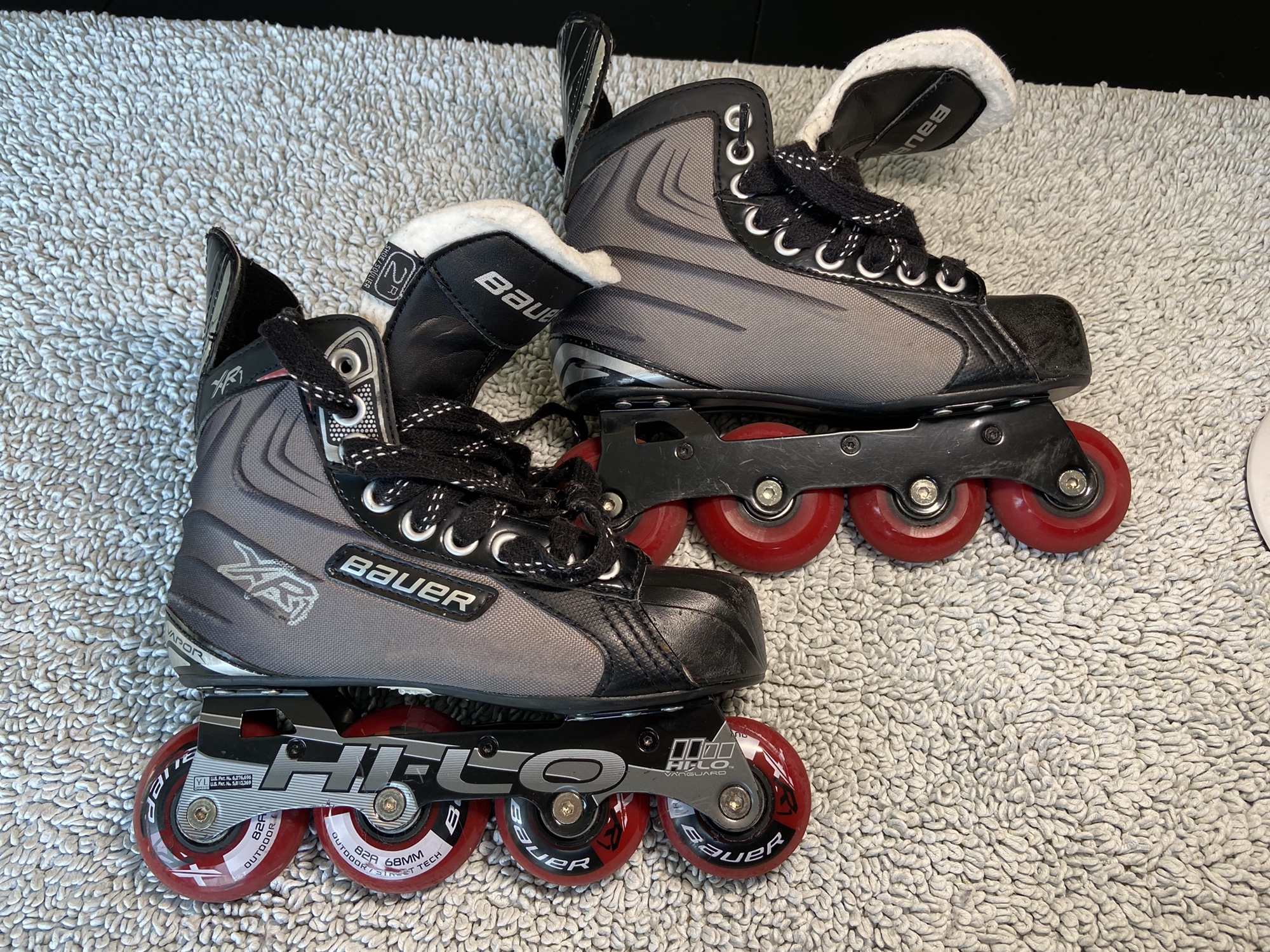 Bauer Vapor XR1 in-line roller blades size 2 | SidelineSwap