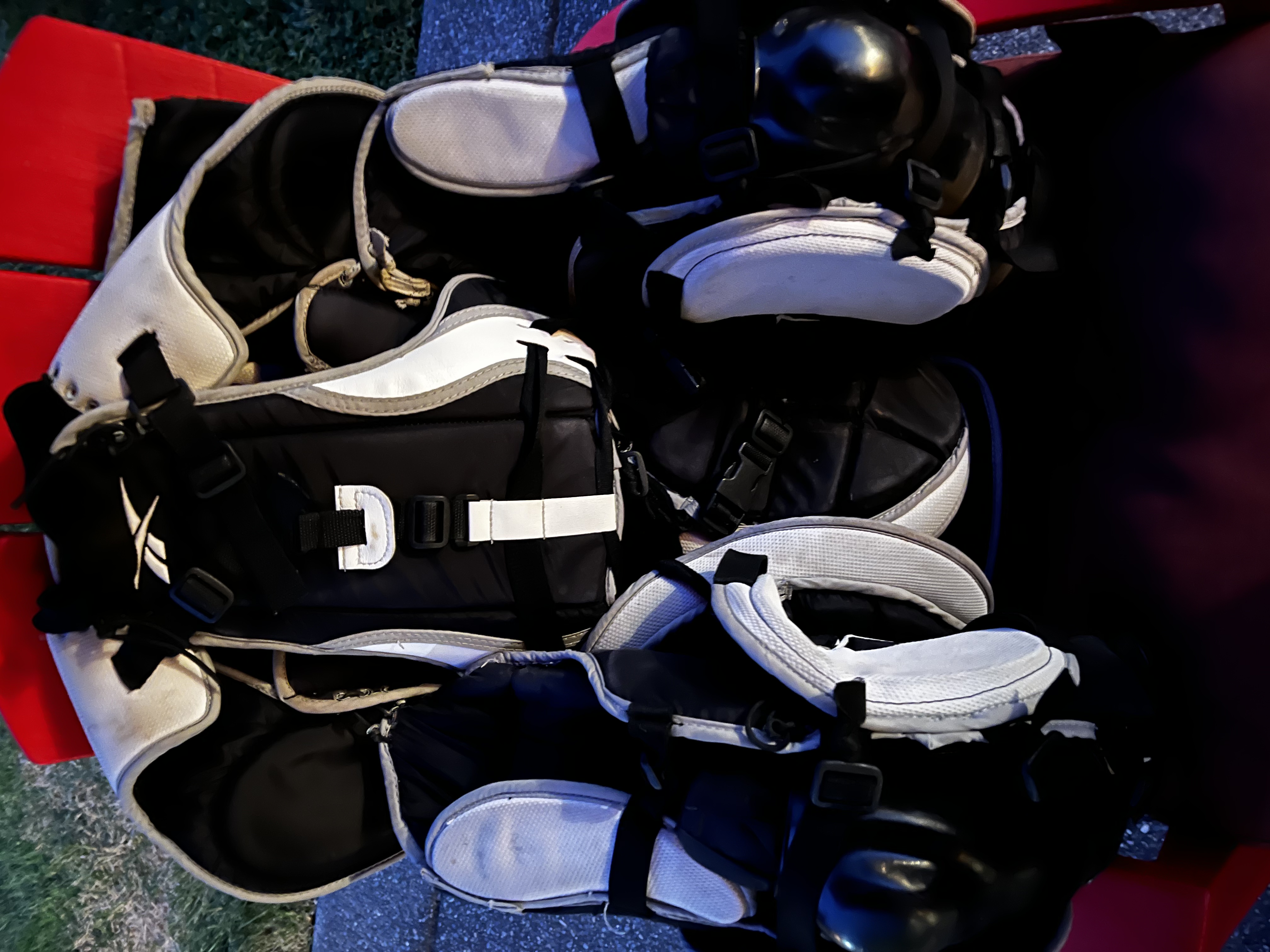 Used Medium Reebok 11K Goalie Chest Protector Pro Stock | SidelineSwap