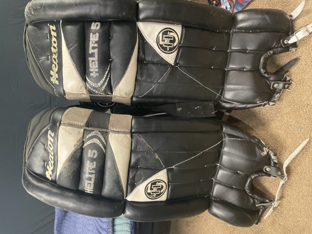 Used 34" Heaton Helite 5 Goalie Leg Pads | SidelineSwap