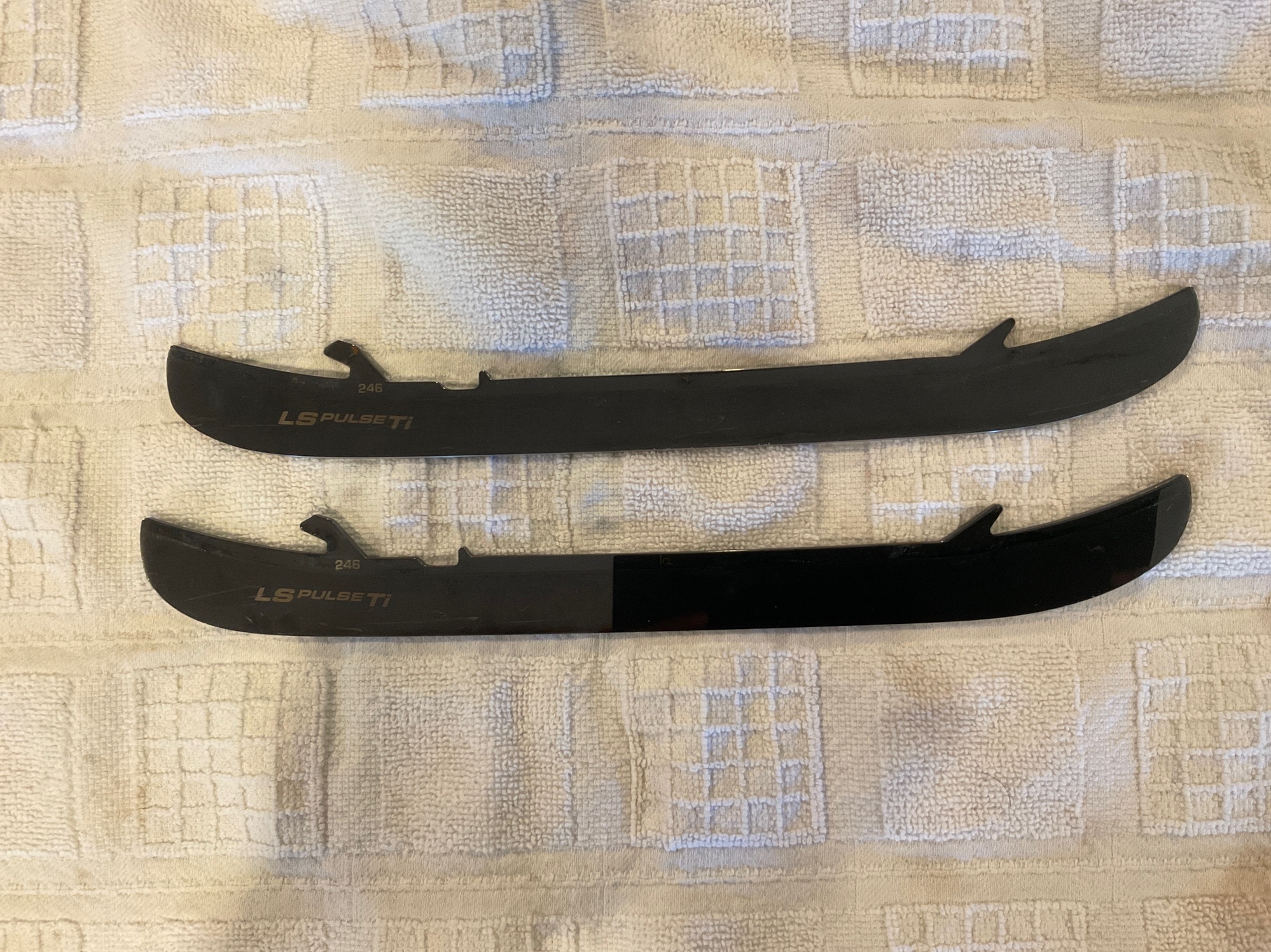 Bauer LS Pulse Ti Blades - 246 MM | SidelineSwap