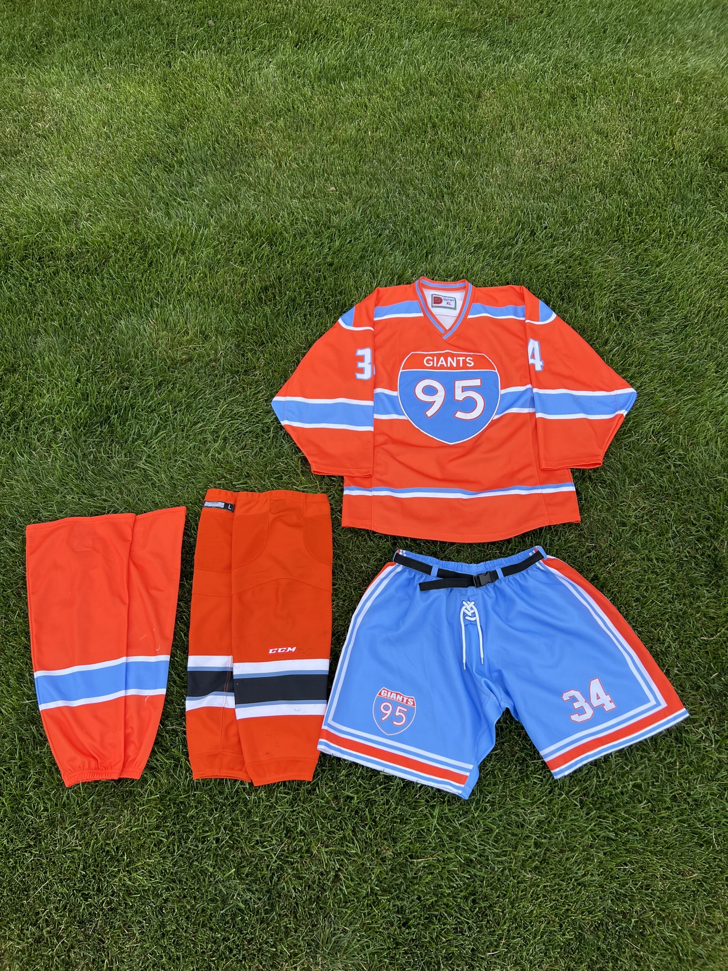95 Giants hockey full uniform, shells, socks, XL jersey | SidelineSwap
