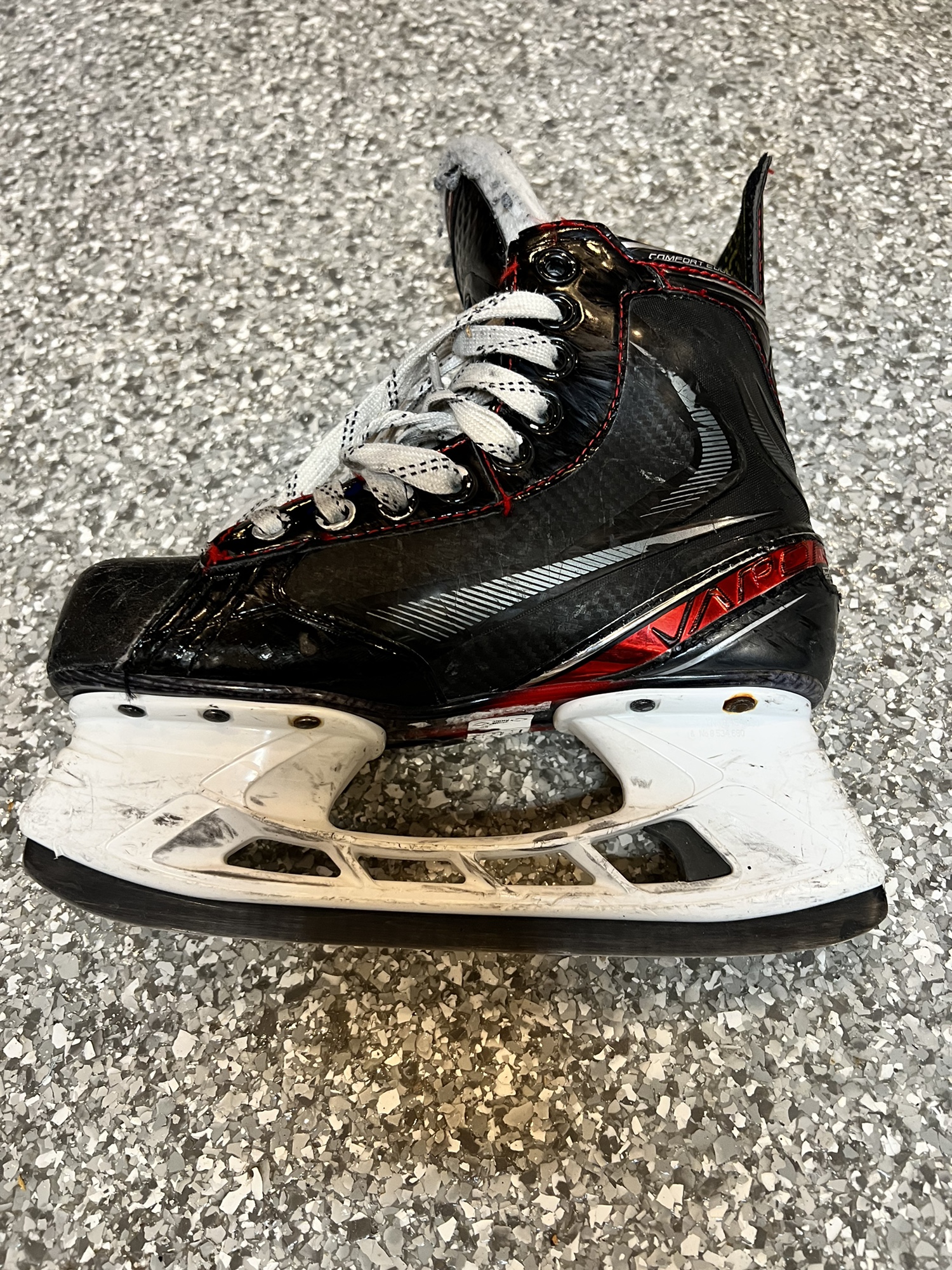 Bauer Regular Width Size 3.5 Vapor X LTX Pro Hockey Skates Used ...