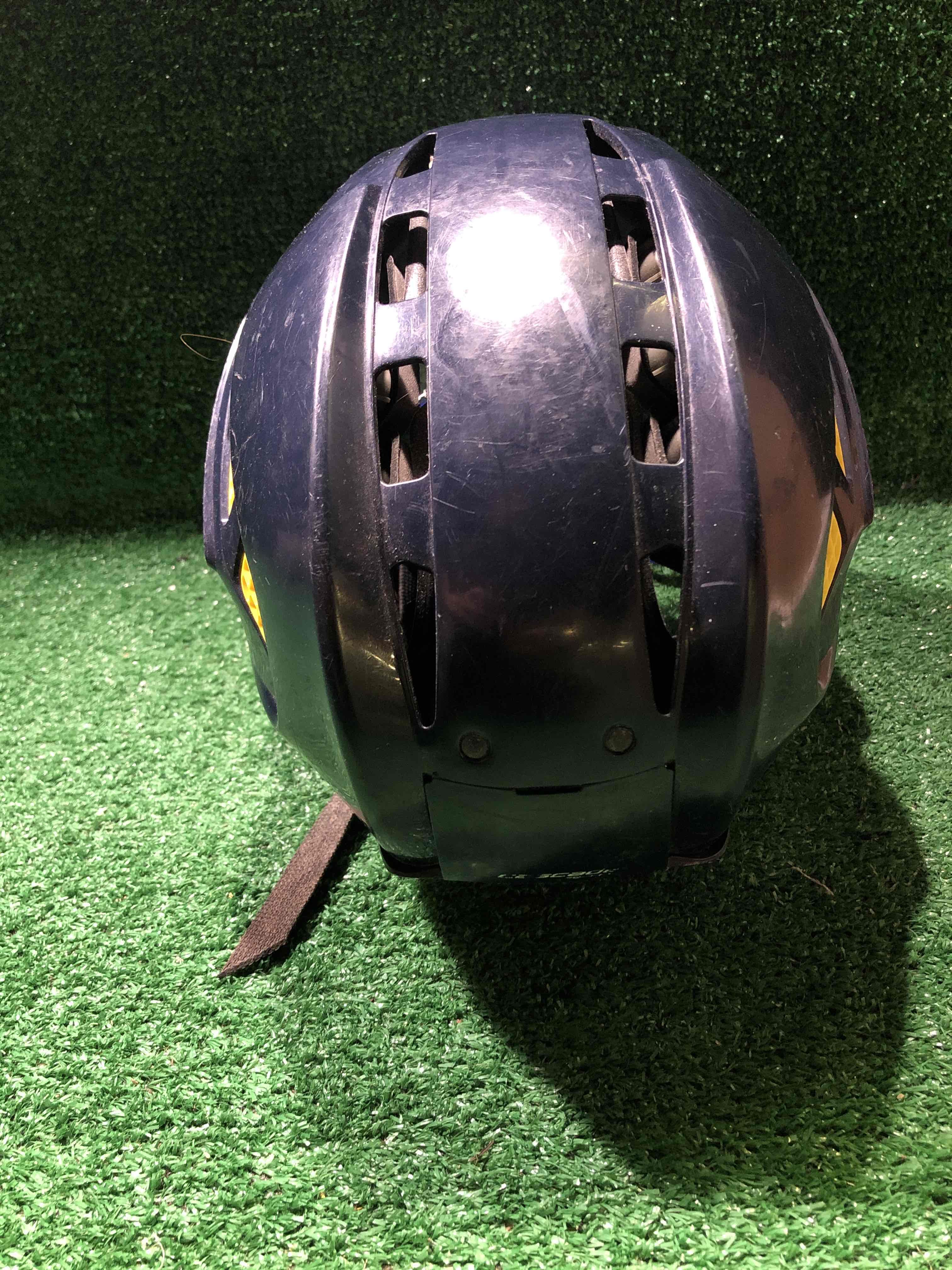 Cascade M11 Hockey Helmet Small | SidelineSwap