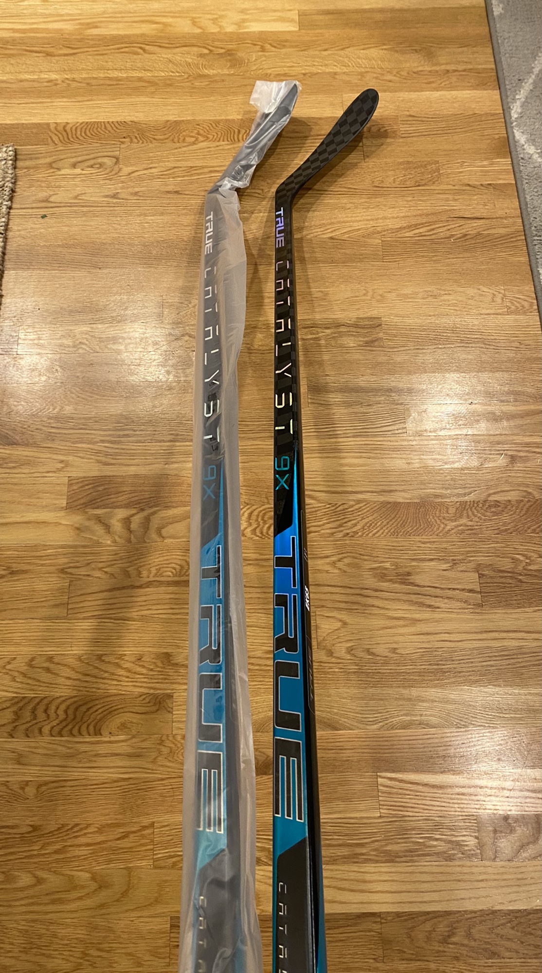 Two (2) Pack - Pro Stock True Catalyst 9X Hockey Stick - RH | SidelineSwap