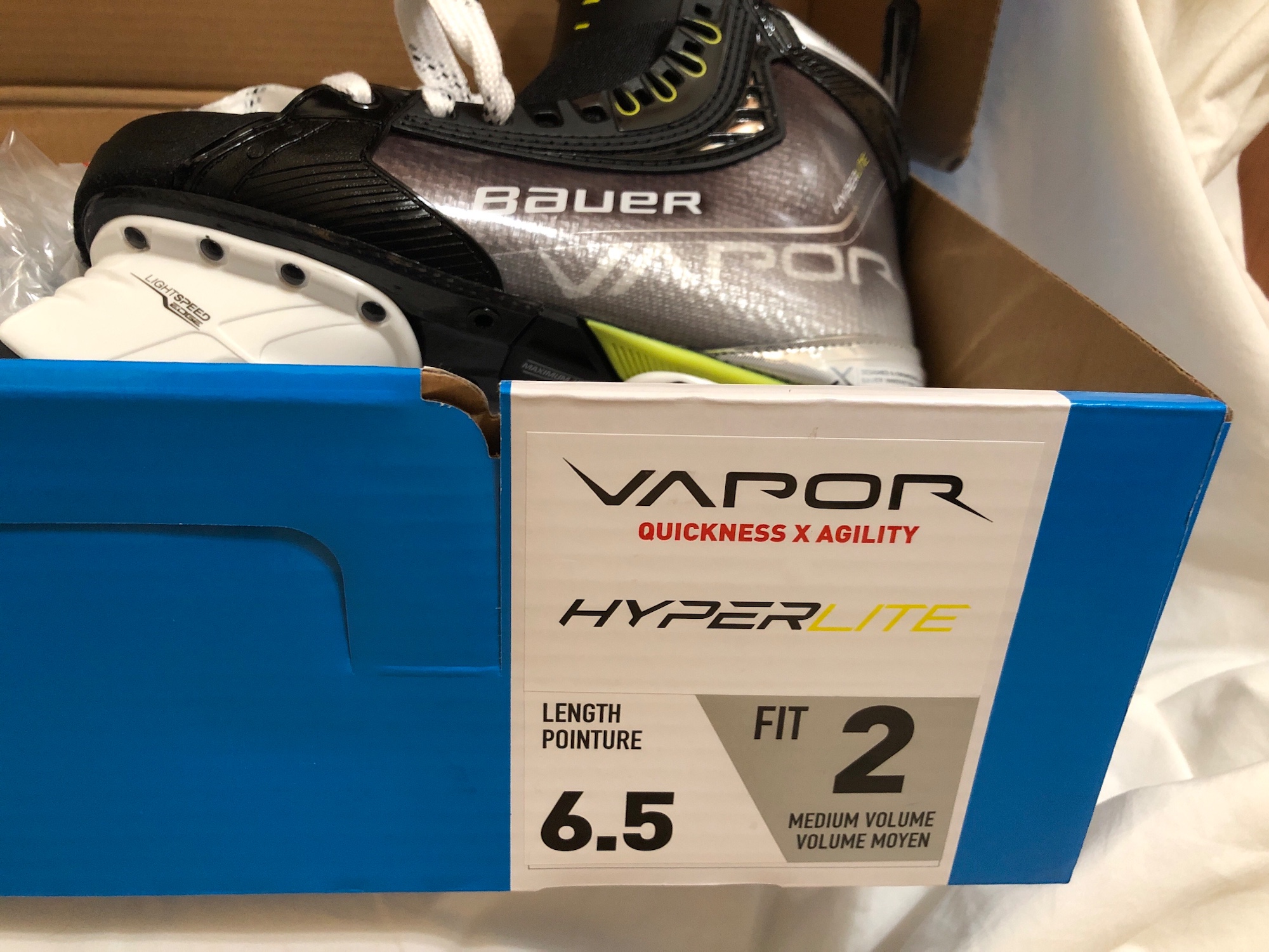 New Bauer Size 6.5 Fit 2 Vapor Hyperlite Hockey Skates | SidelineSwap