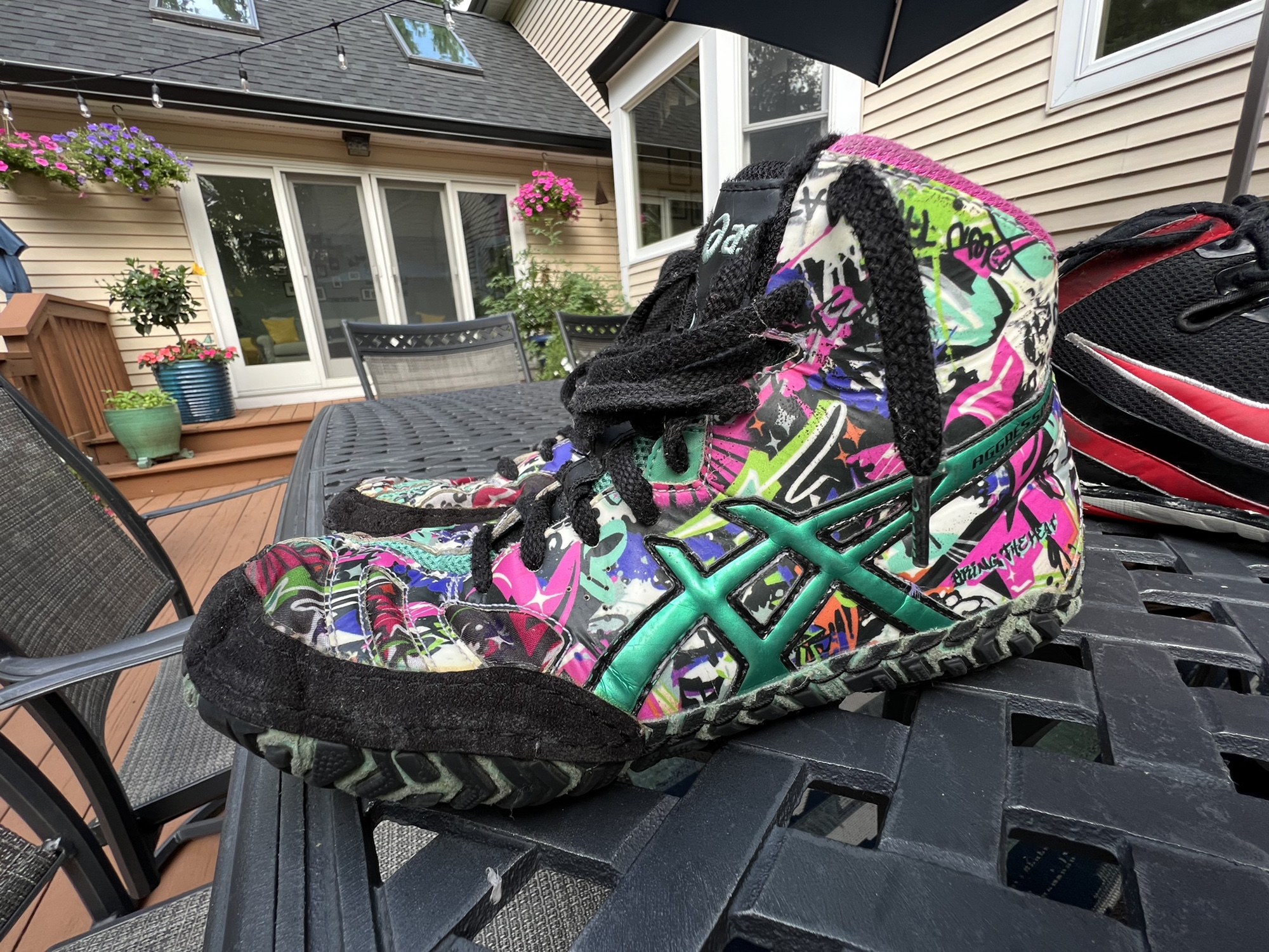 ASICS Aggressor 2 Graffitis | SidelineSwap
