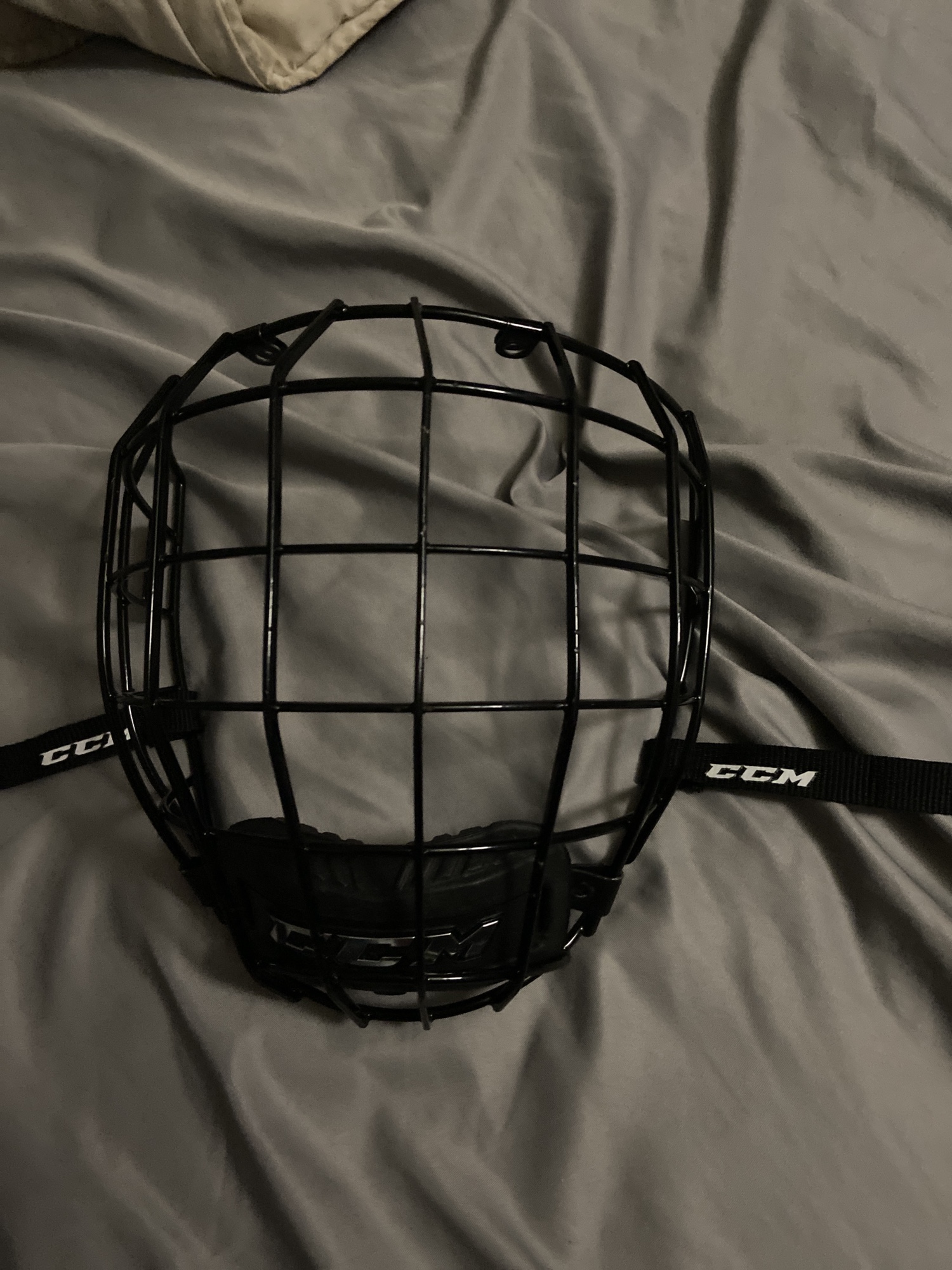 Large CCM Full Cage Resistance Face Cage | SidelineSwap