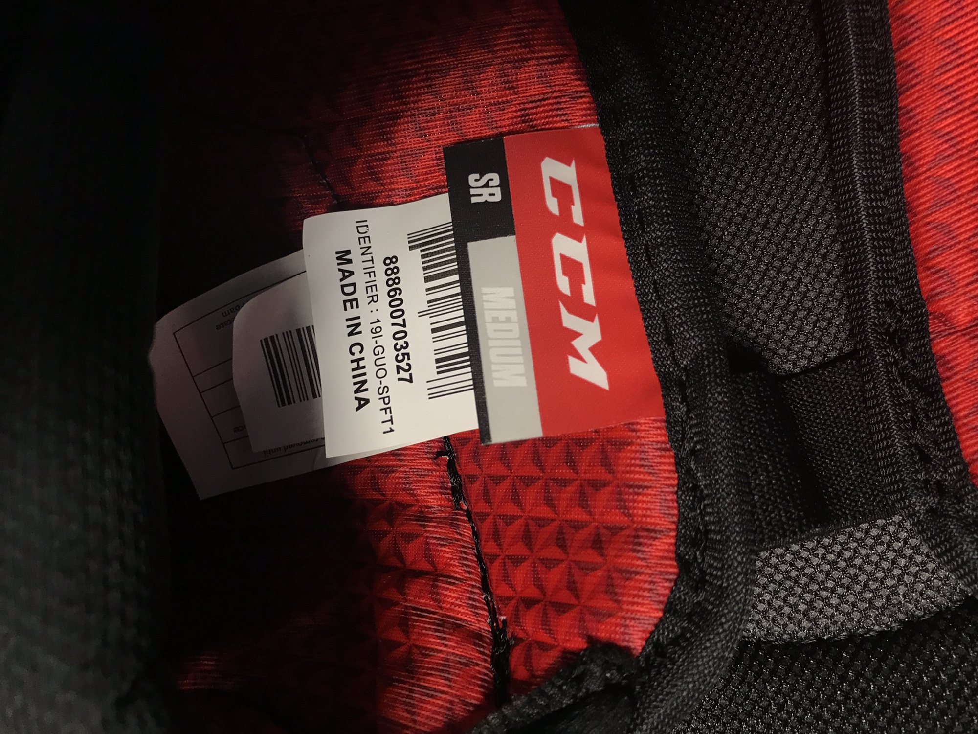 Senior Medium CCM Jetspeed Rocketframe Composite Shoulder Pads ...