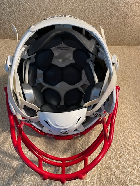 Youth Used Xenith EPIC+ Youth Helmet 2017. Great condition. Like new. Used 1 season. Size Medium ...
