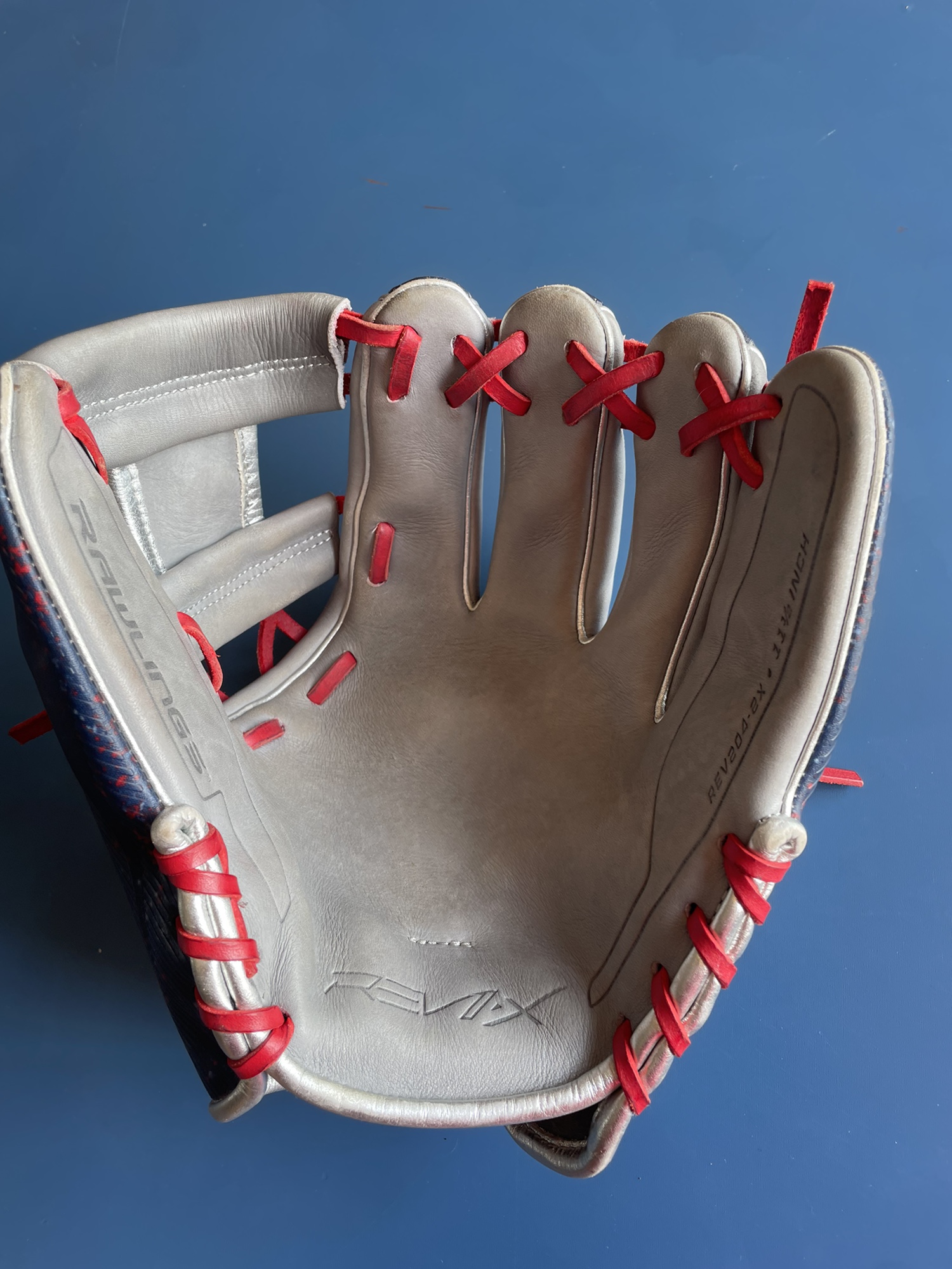 Infield 11.5" REV1X Baseball Glove | SidelineSwap