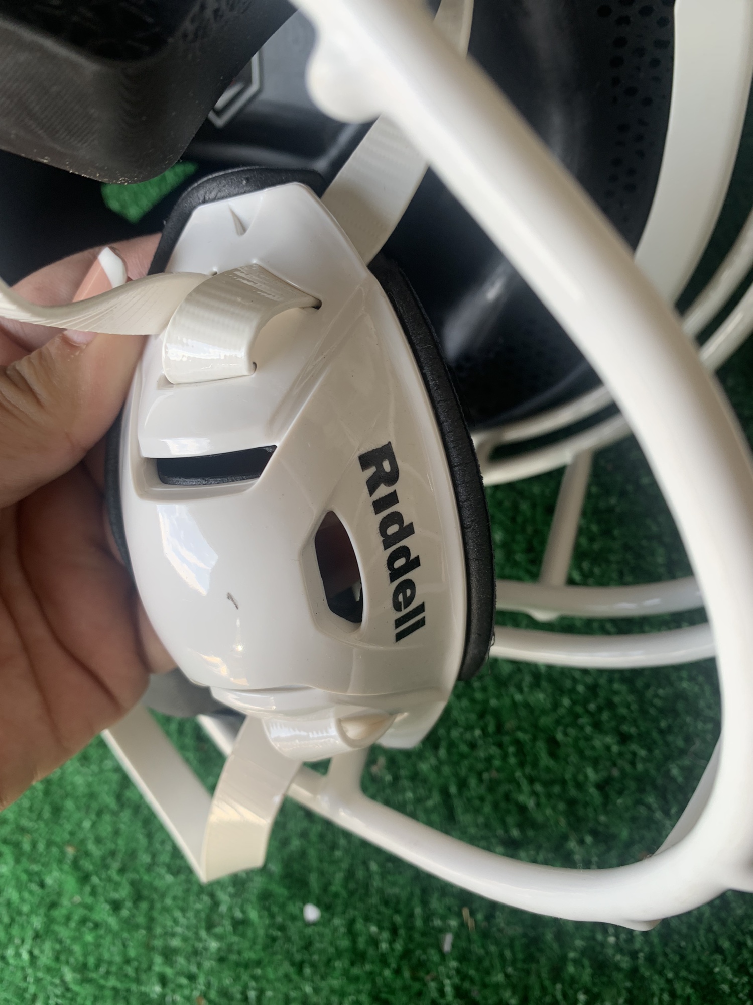 NEW w/ Tags - Adult (6 3/4 - 7) - Riddell Speedflex Diamond Football ...