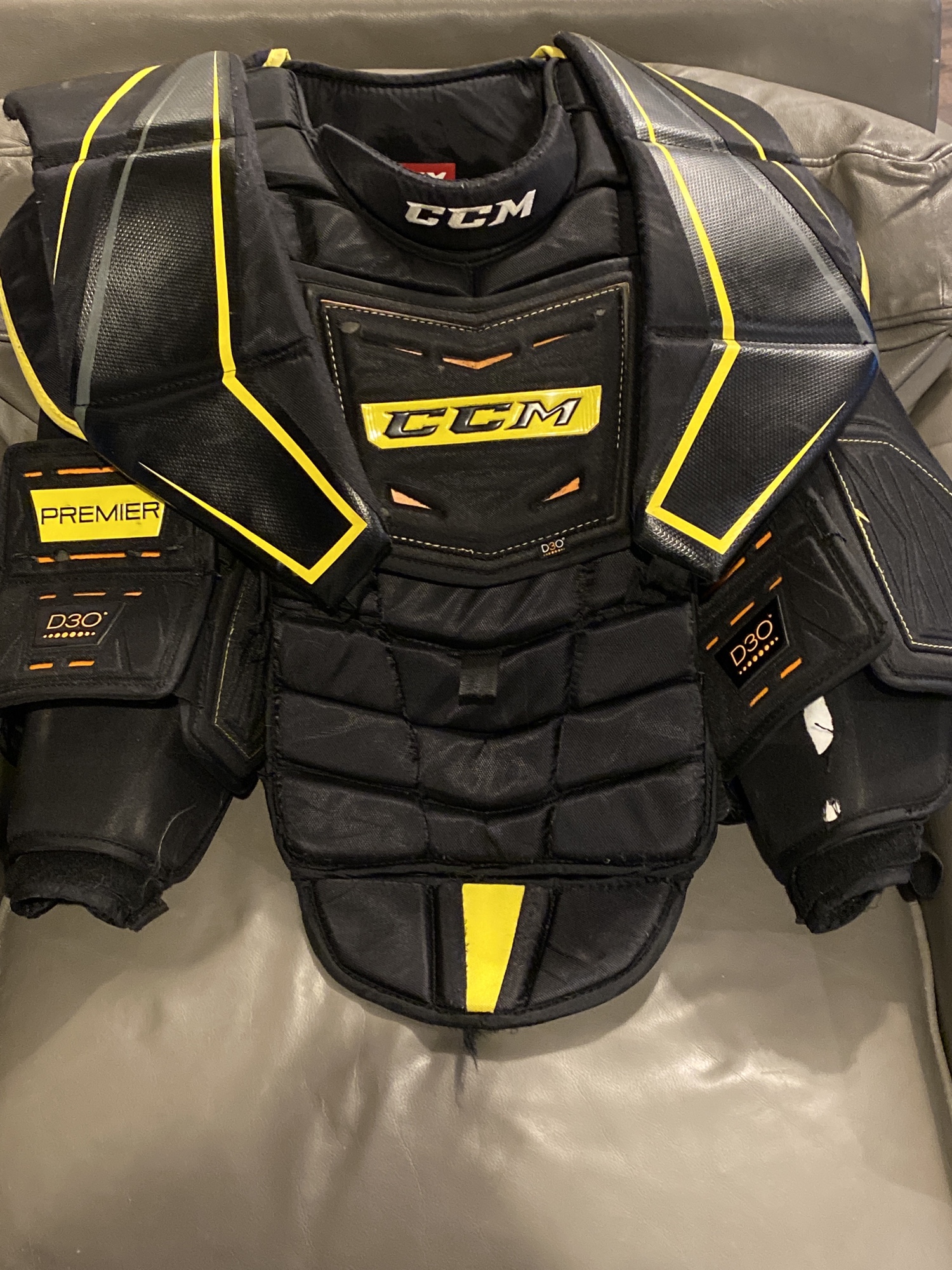 Used Large CCM Premier Pro Goalie Chest Protector | SidelineSwap