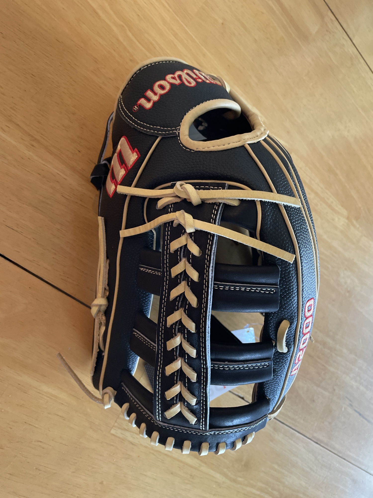 Wilson A2000 Super Skin 1800 12.75 RHT | SidelineSwap