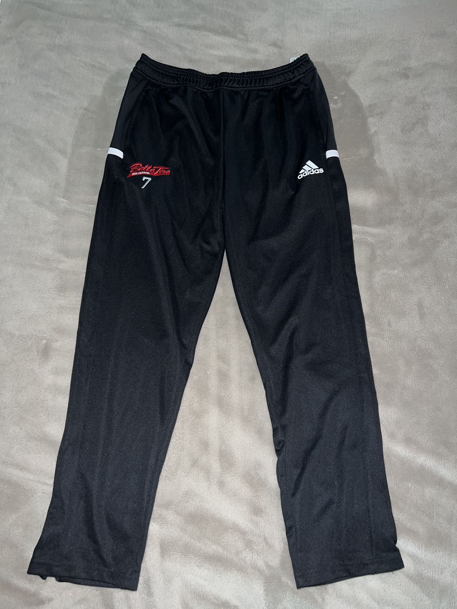 Detroit Belle tire AAA hockey adidas joggers | SidelineSwap