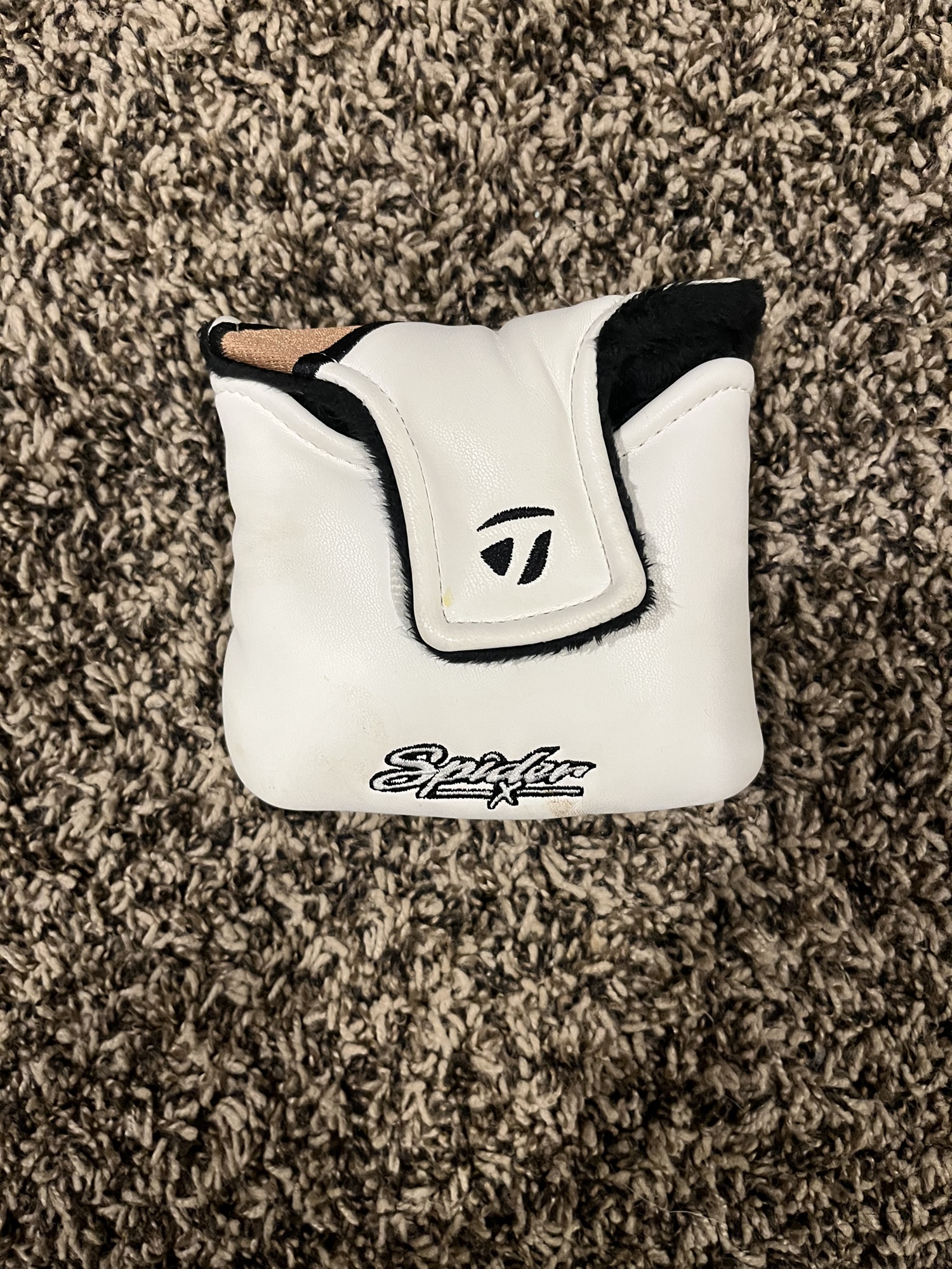 TaylorMade Spider X Putter Cover | SidelineSwap