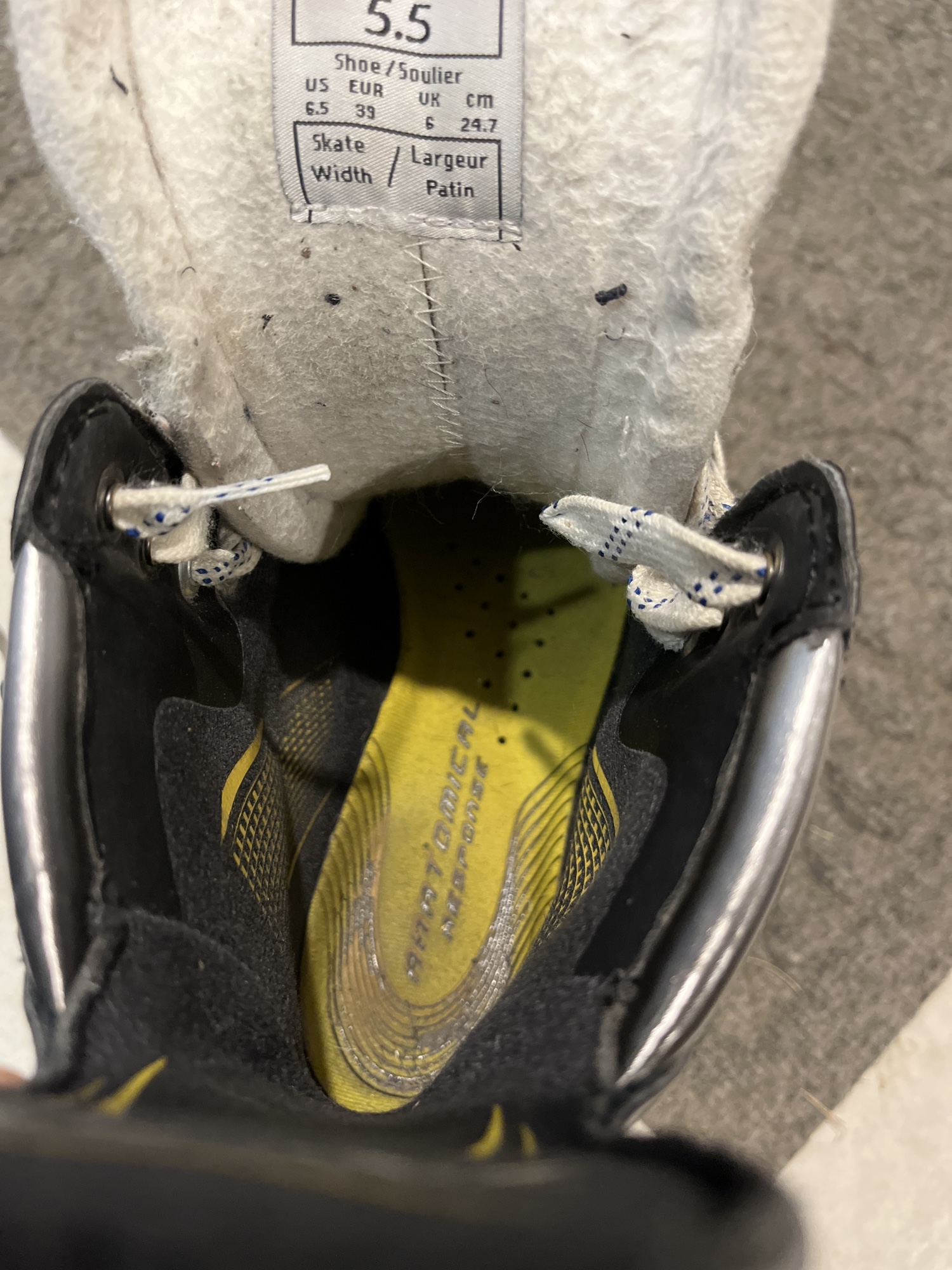 CCM Tacks Vector Pro Skates Size 5.5 | SidelineSwap