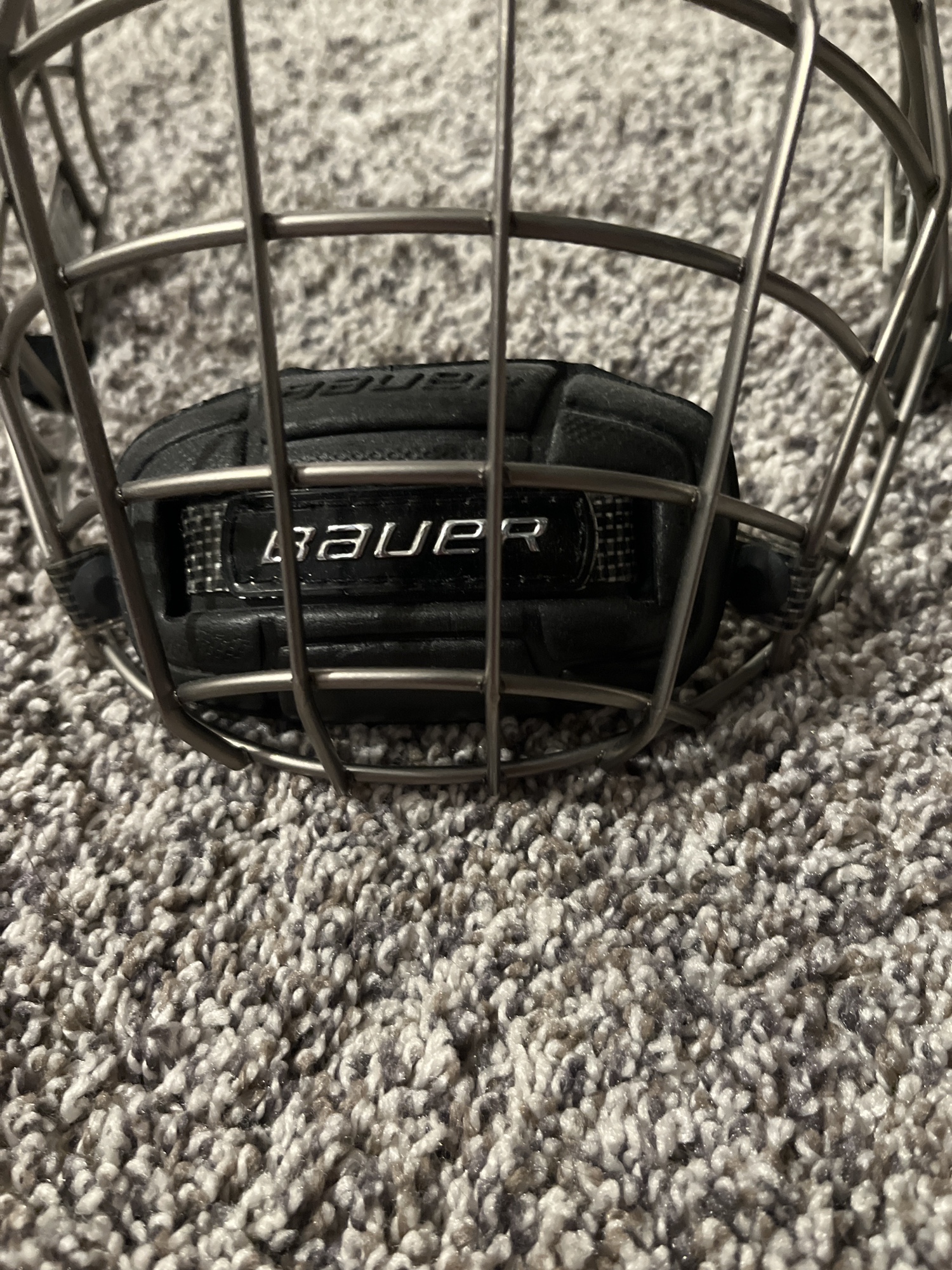 Medium Bauer Full Cage Profile III Facemask | SidelineSwap