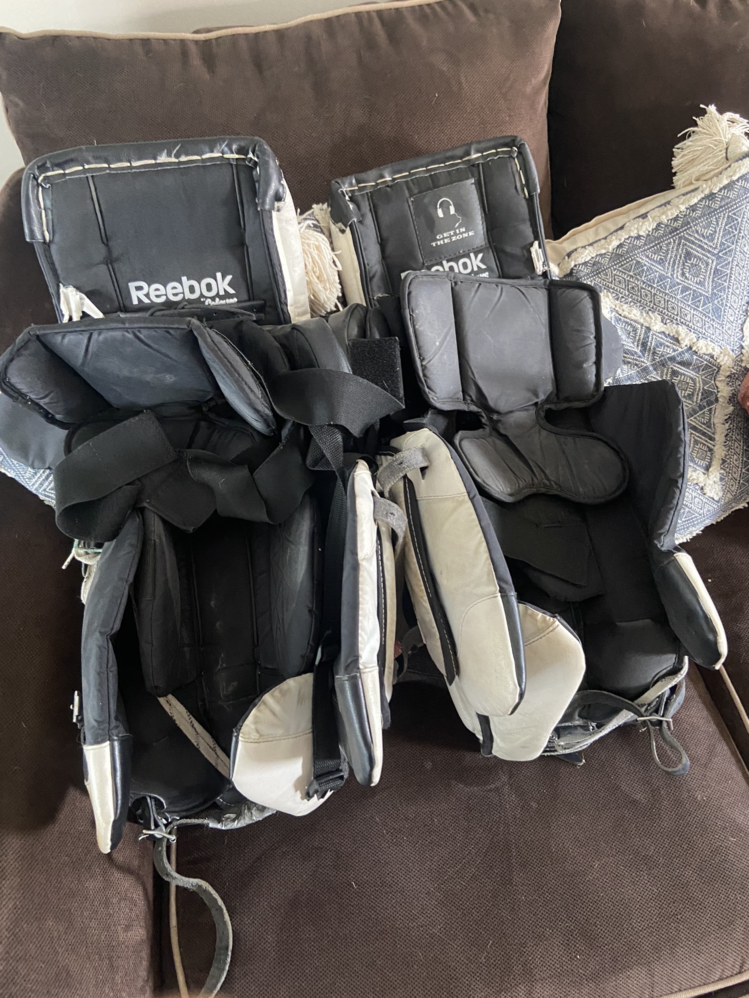 28" Reebok 7k Goalie Leg Pads | SidelineSwap
