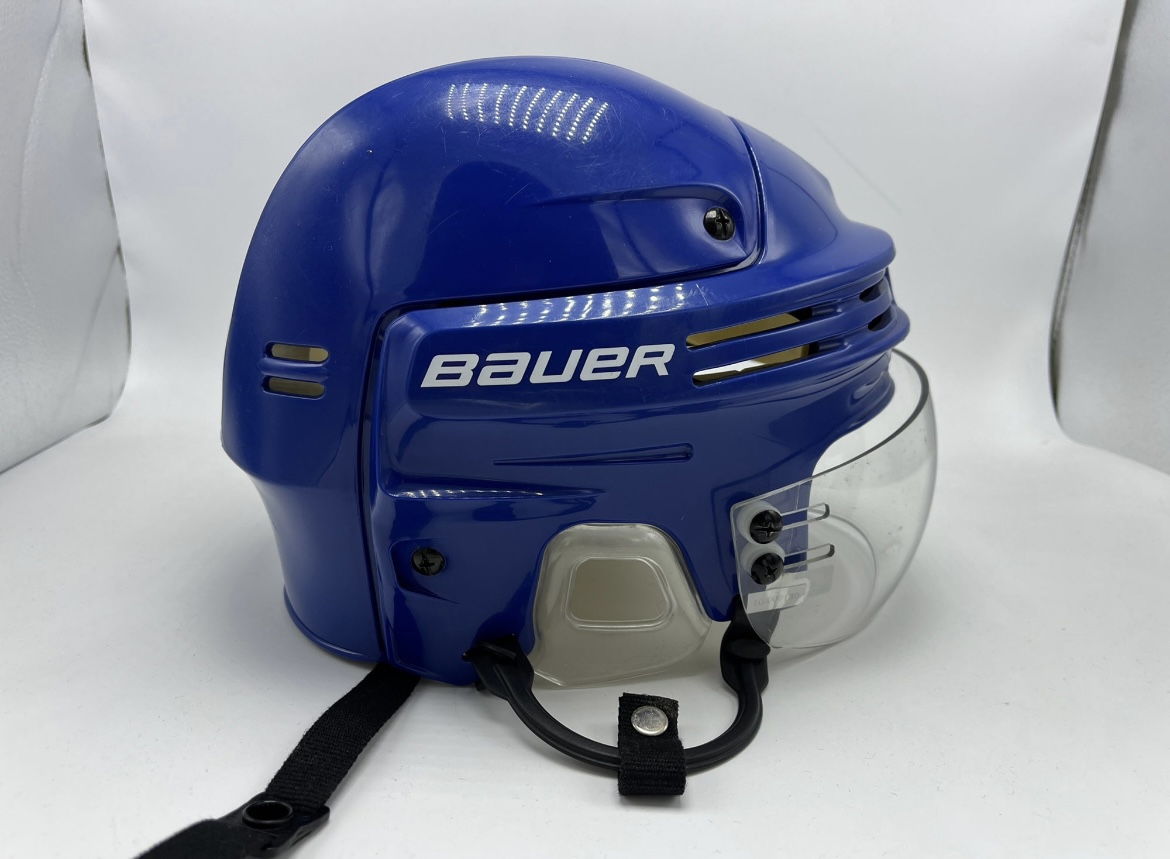Bauer 4500 L with Visor | SidelineSwap