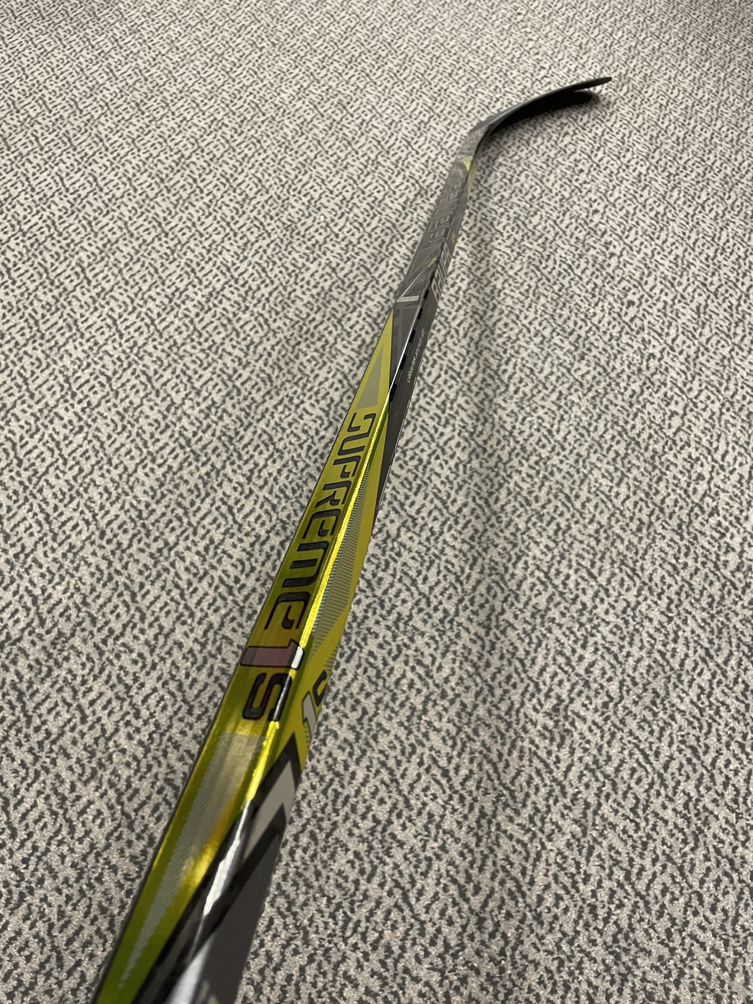 Bauer Supreme 1S PM9 curve 67 flex left hand stick | SidelineSwap