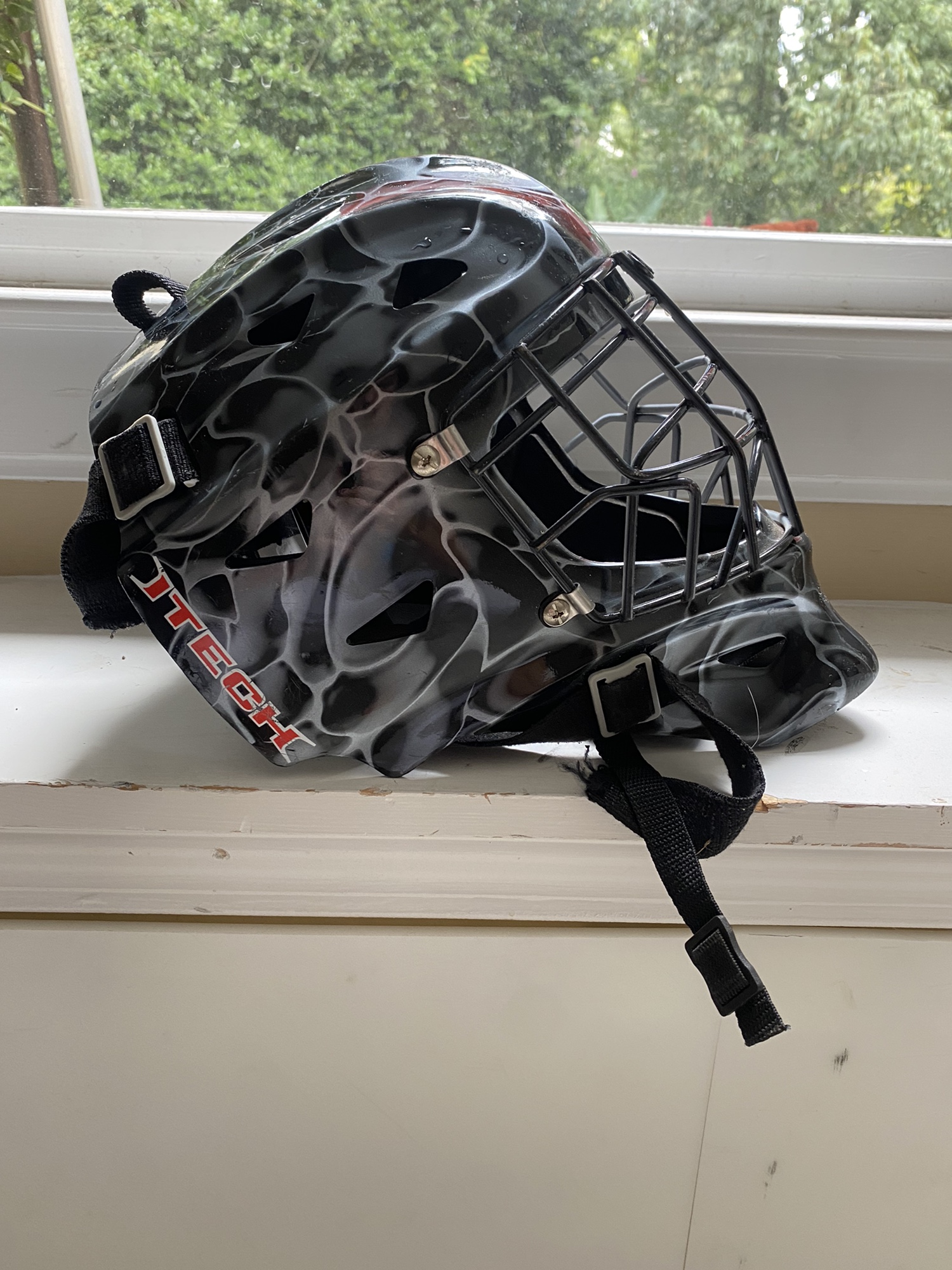 Itech 1400D Stone Wall Goalie Mask | SidelineSwap