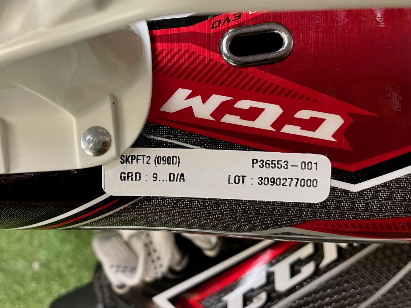 CCM Jetspeed FT2 Pro Stock Skates Size 9D | SidelineSwap