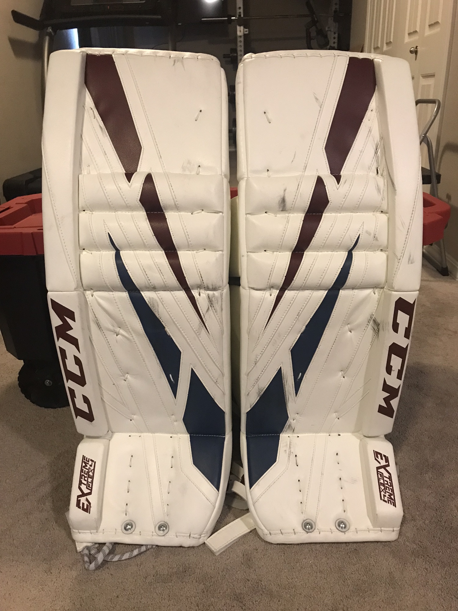Colorado Avalanche Philipp Grubauer Pro CCM Eflex 4 35+1 | SidelineSwap