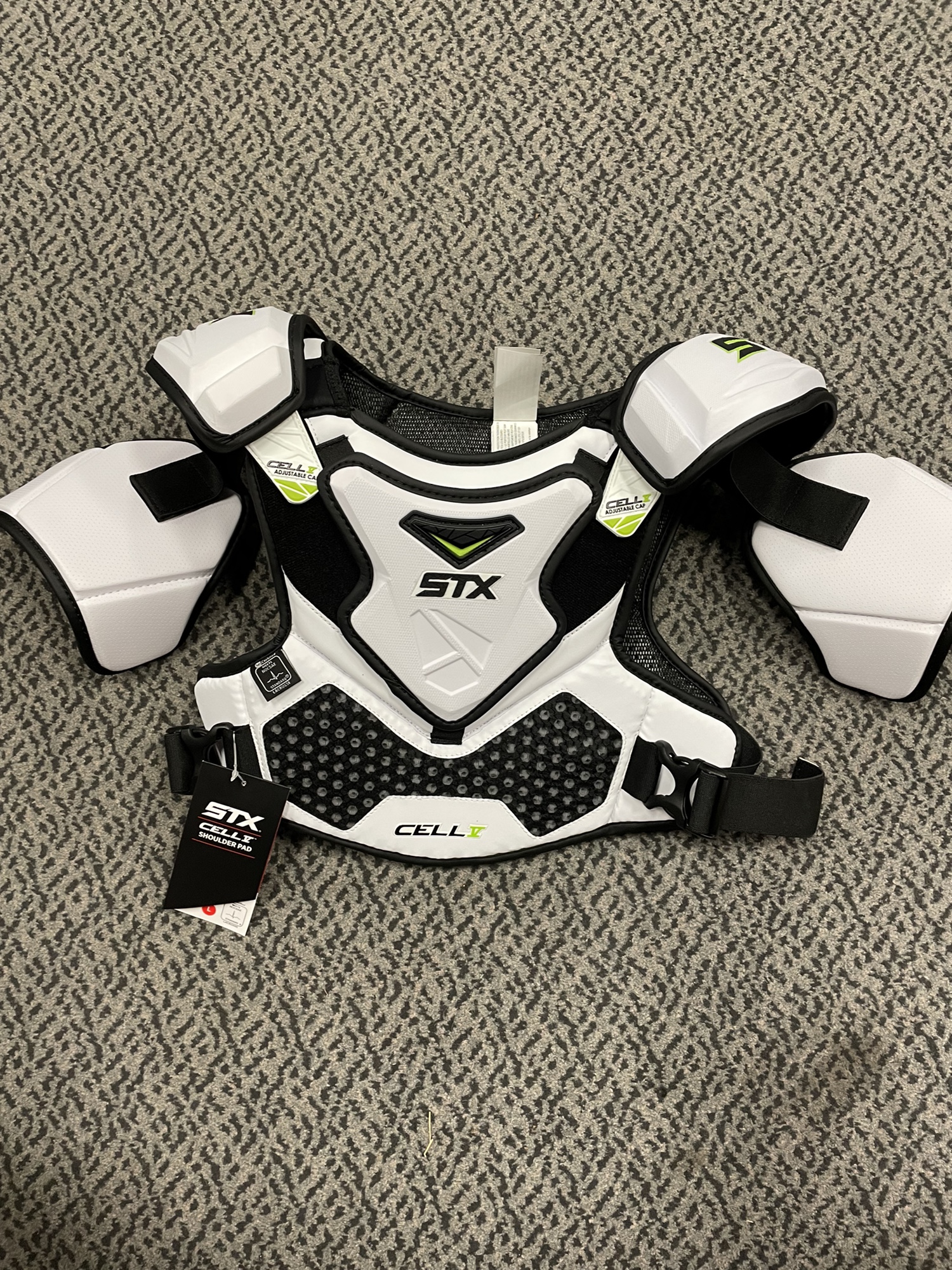 STX Cell V Large shoulder Pads | SidelineSwap