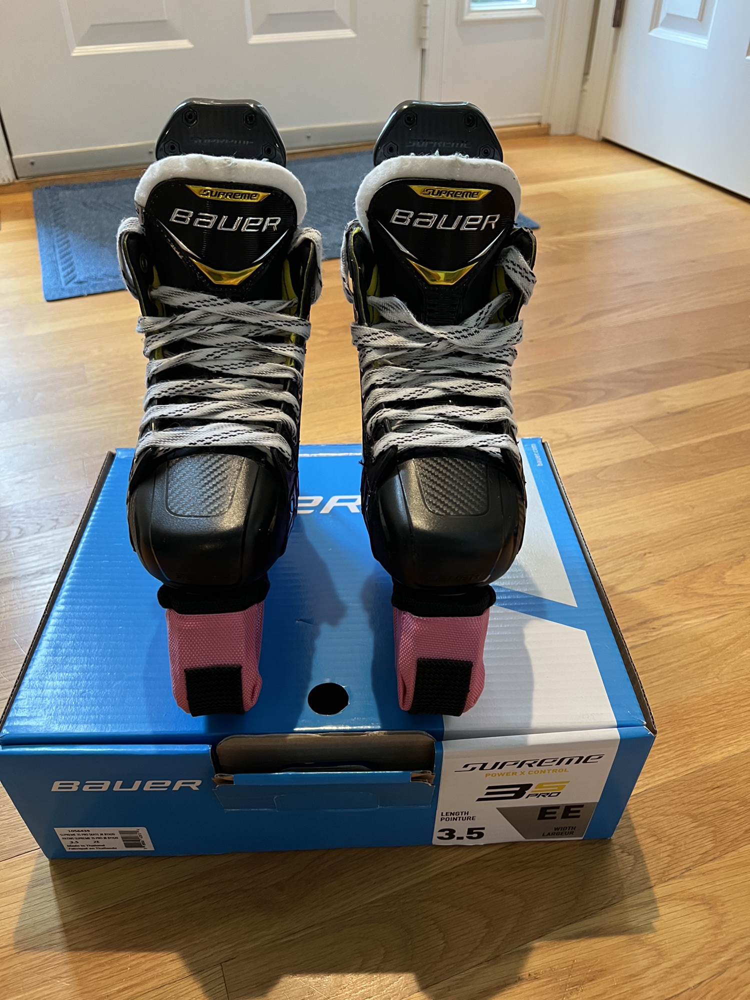 Used Bauer Extra Wide Width Size 3.5 Supreme 3S Pro Hockey Skates ...