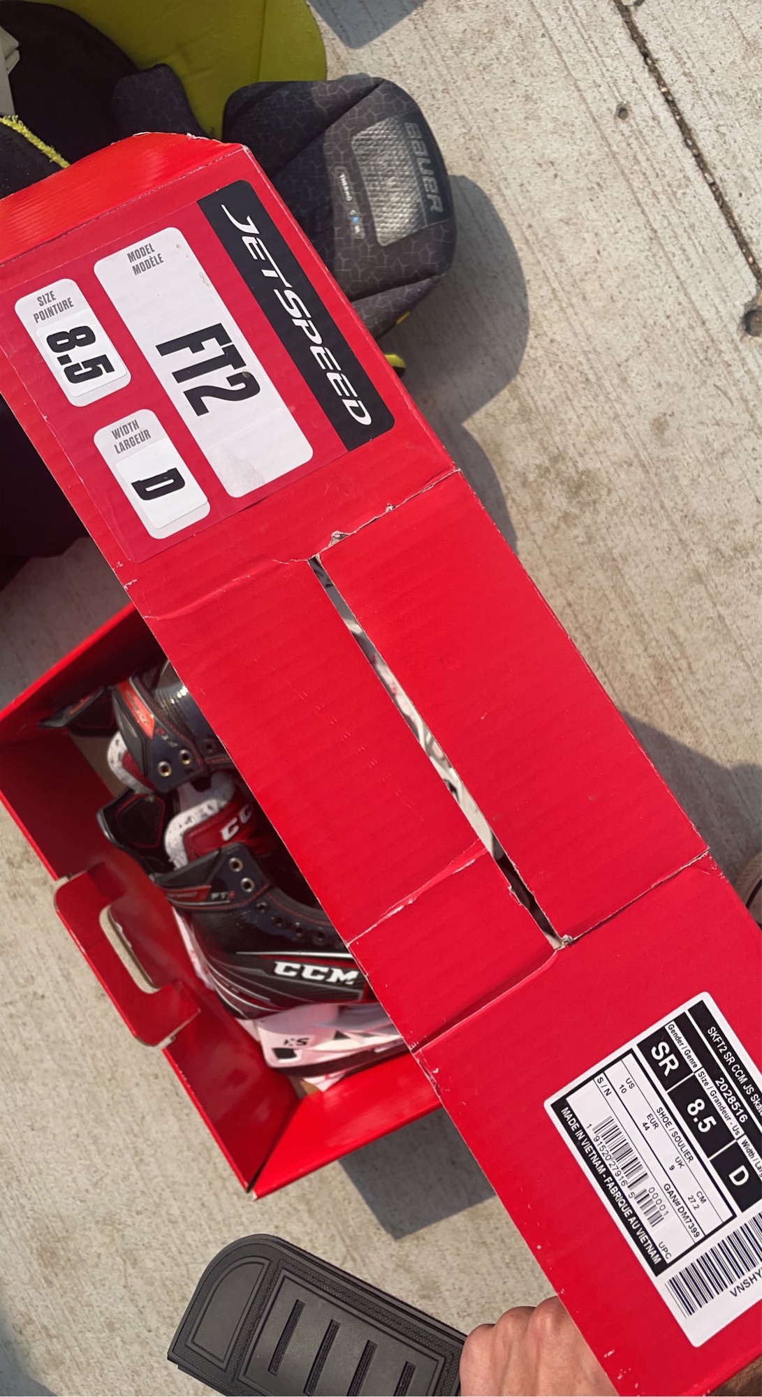 CCM FT2 Pro Hockey Skates | SidelineSwap