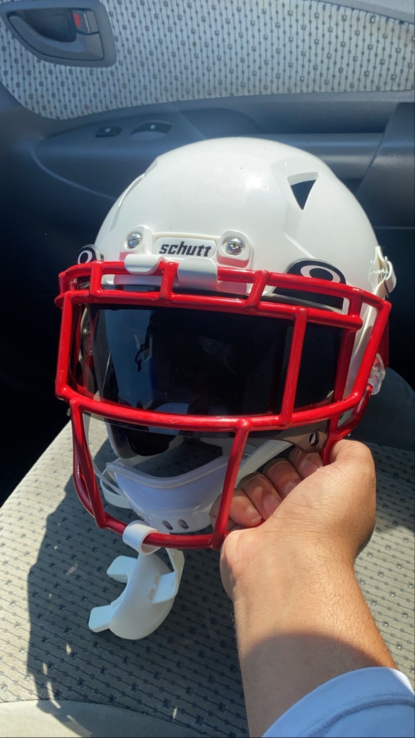 New Large Schutt Vengeance A11 Helmet | SidelineSwap