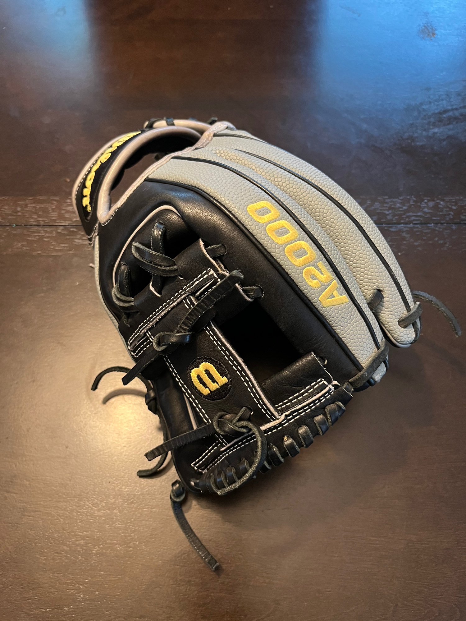 Wilson A2000 SuperSkin 11.5 Infield Baseball Glove | SidelineSwap