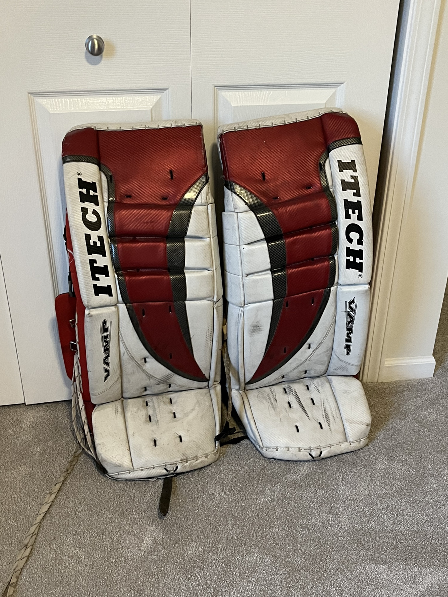 36" Itech Goalie Leg Pads Vamp | SidelineSwap