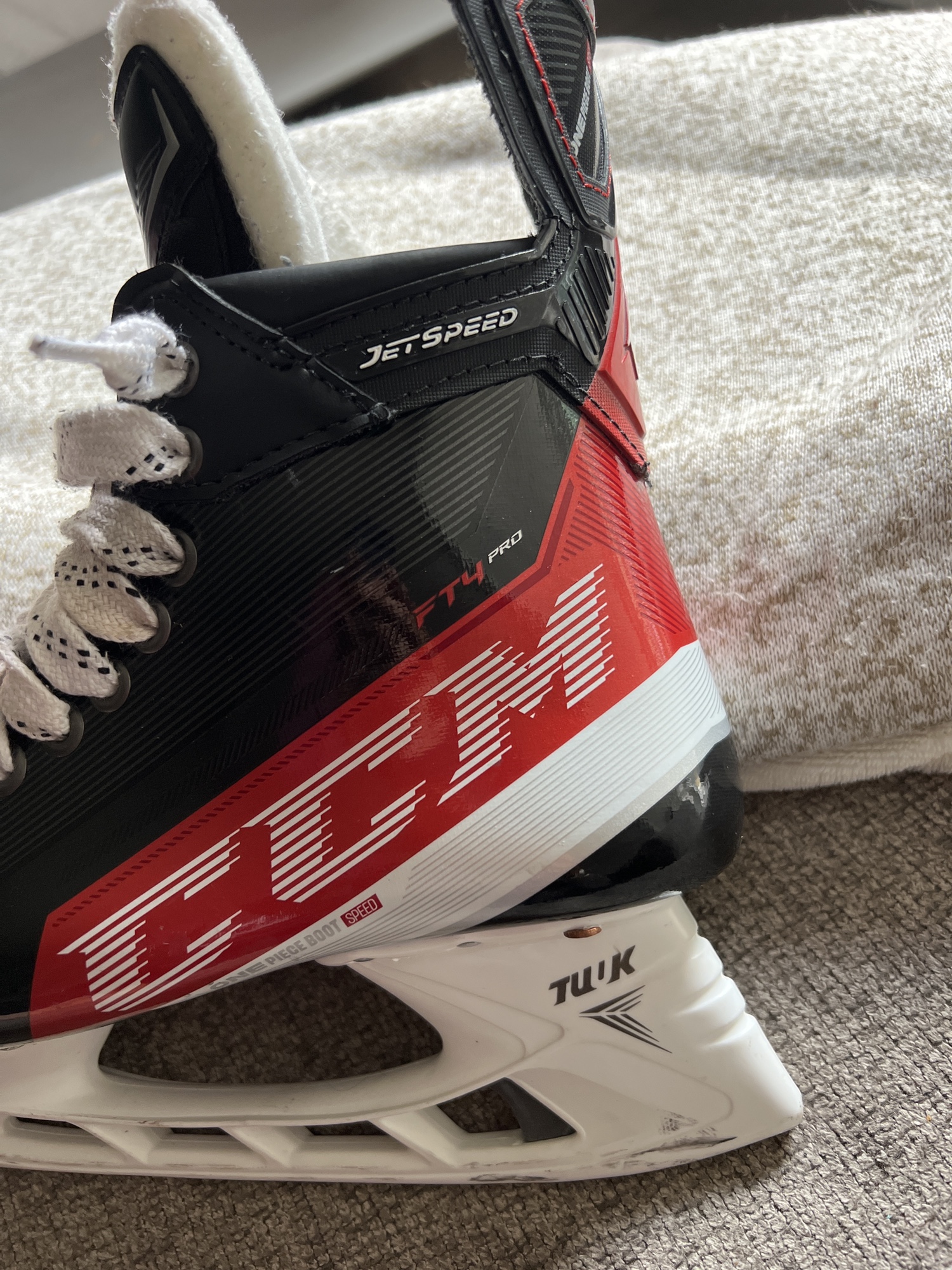 CCM FT4 pro skates | SidelineSwap